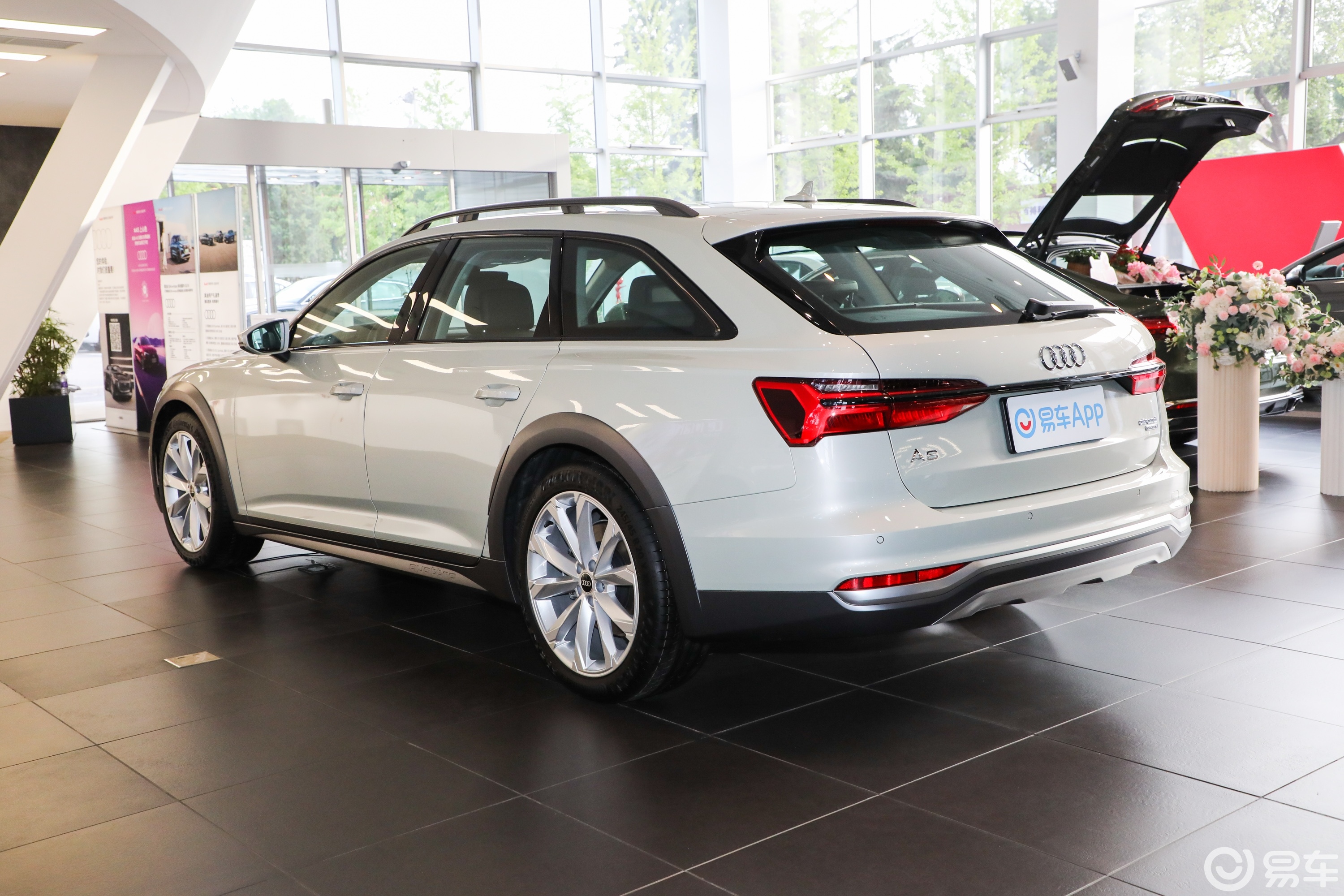 【奥迪A6Allroad 55 TFSI quattro 大探险家版侧后45度车头向左水平图片-汽车图片大全】-易车