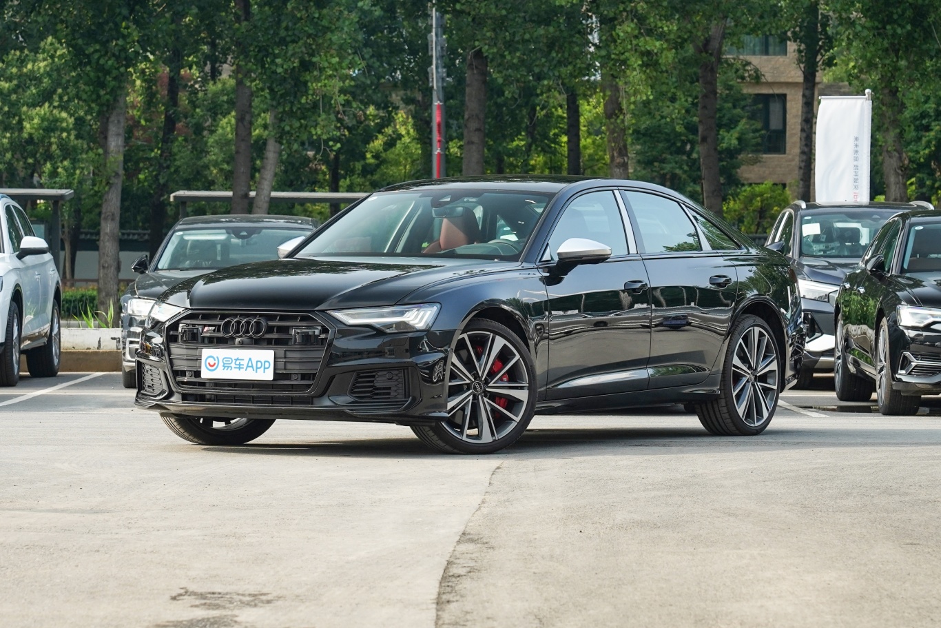 【奥迪S62.9T侧前45度车头向左水平图片-汽车图片大全】-易车