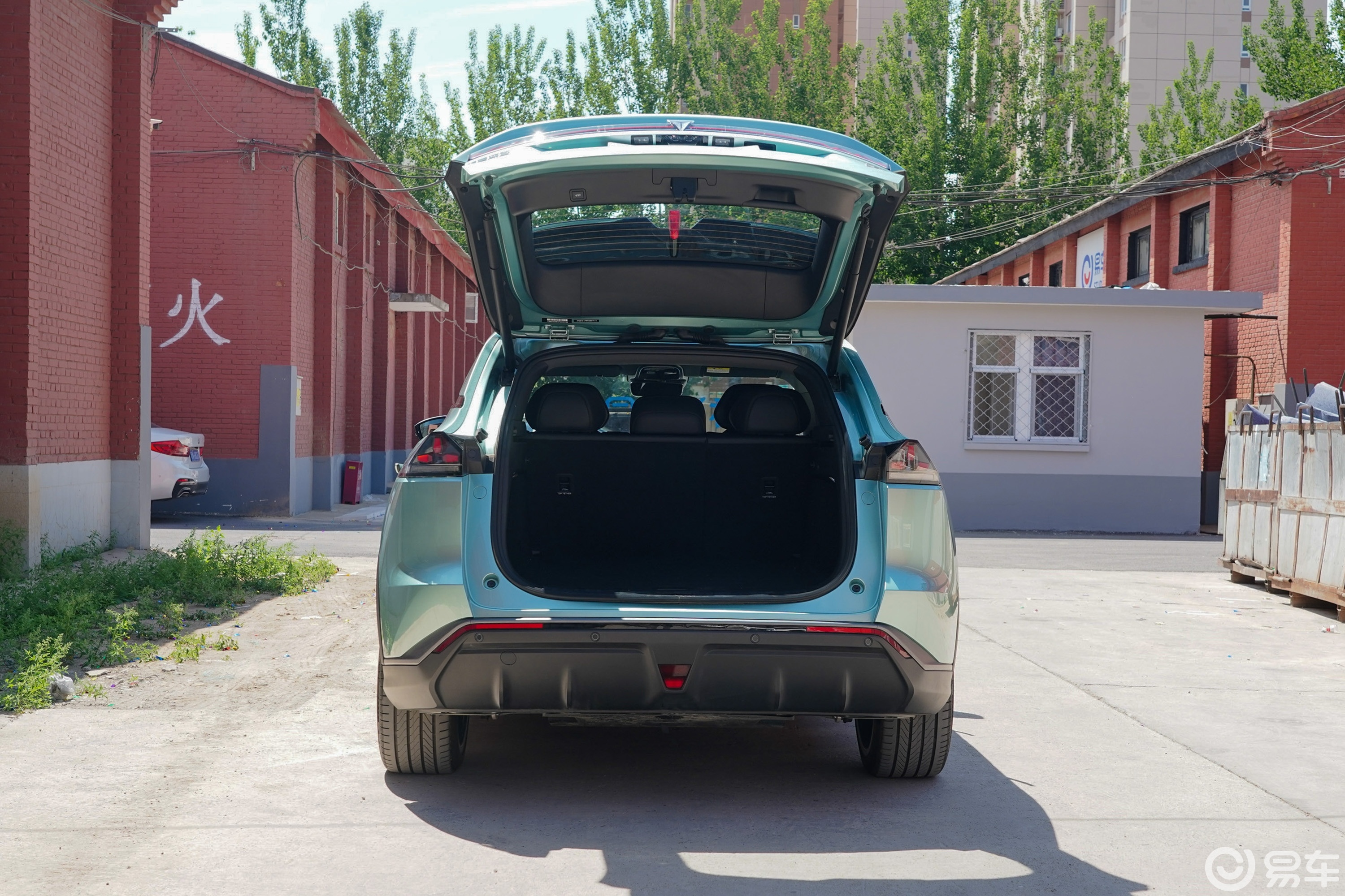 【深蓝S7纯电版 620km 620Max后备厢图片-汽车图片大全】-易车