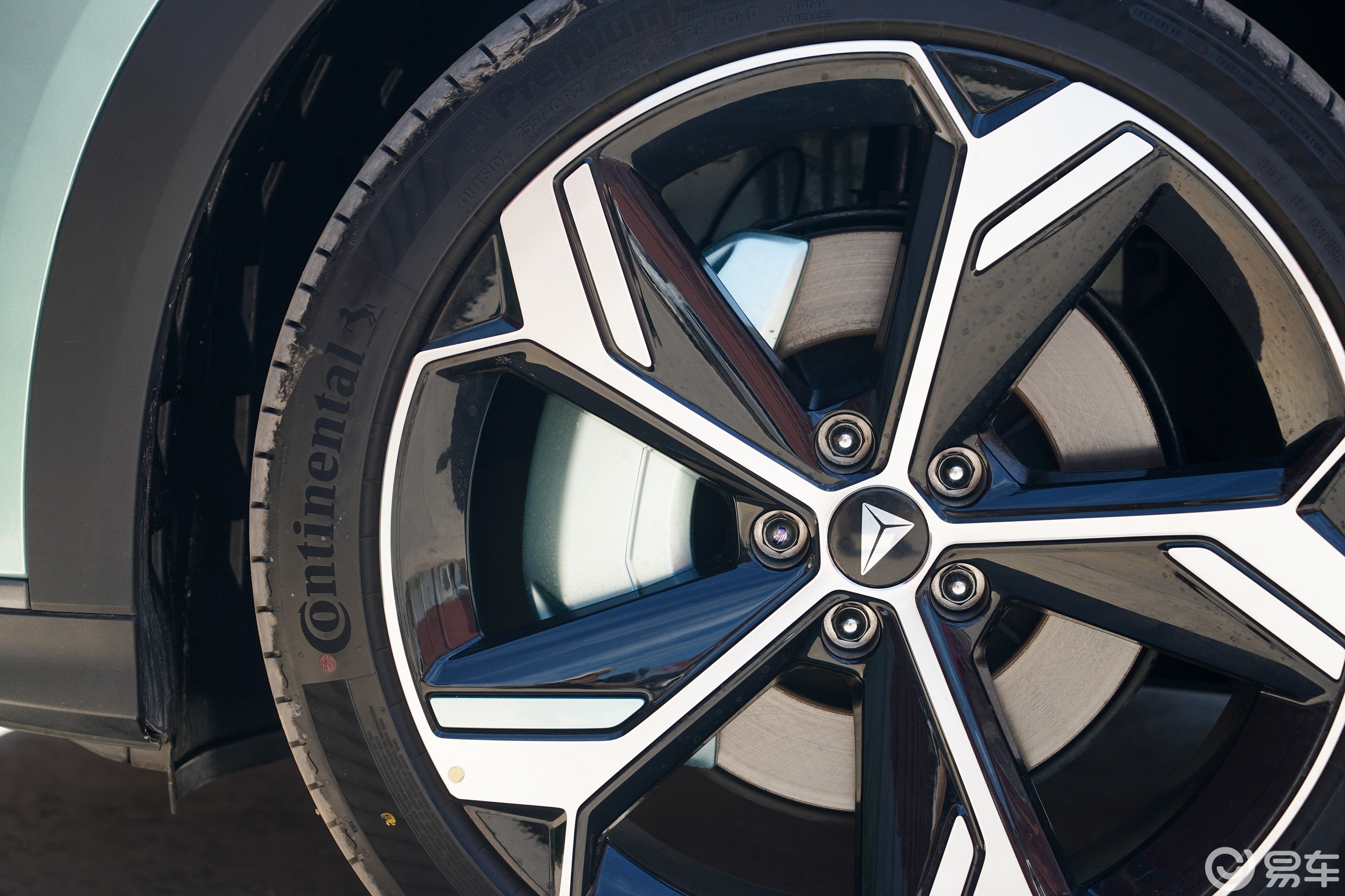 【深蓝S7纯电版 620km 620Max前刹车卡钳图片-汽车图片大全】-易车