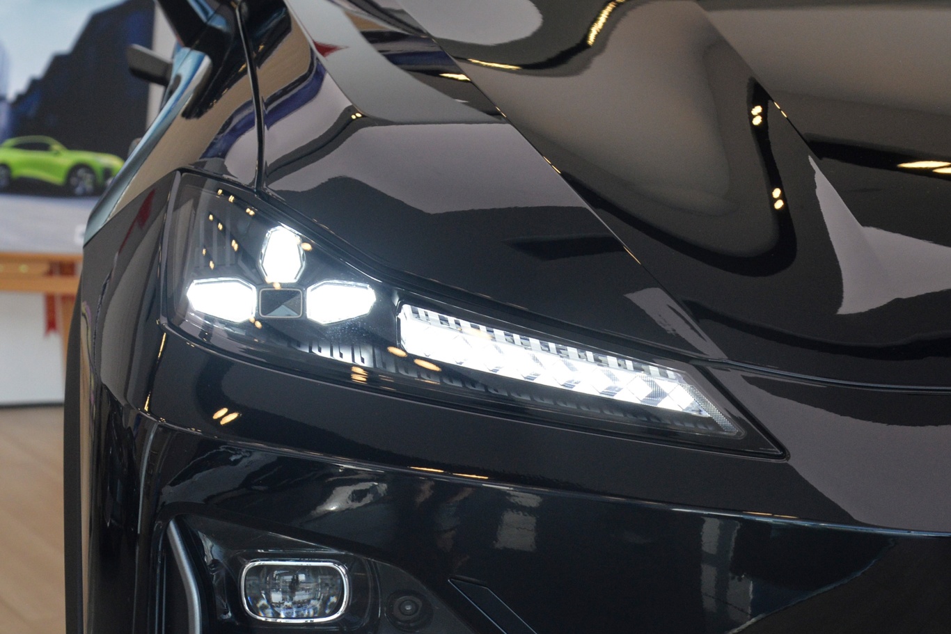 【深蓝S7纯电版 620km 620Max外观灯组图片-汽车图片大全】-易车