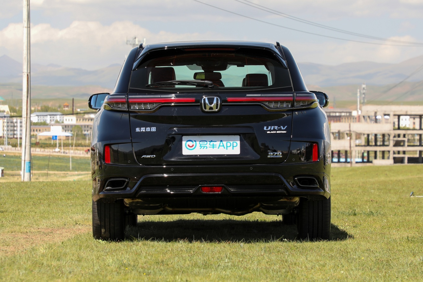 【本田UR-V370TURBO 四驱尊耀黑爵士版正后水平图片-汽车图片大全】-易车