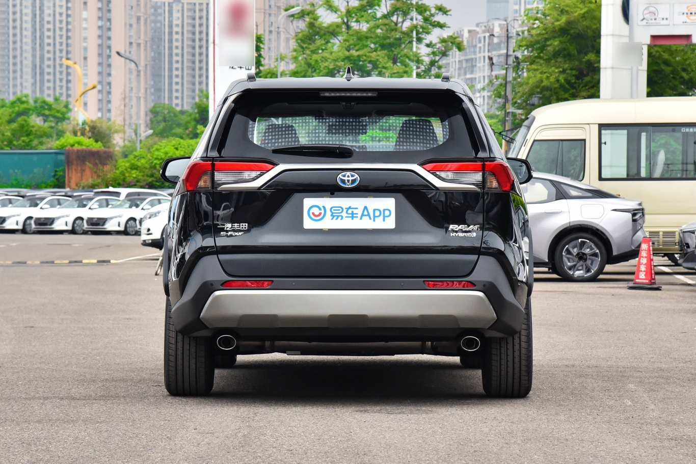【RAV4荣放双擎 2.5L 四驱旗舰版正后水平图片-汽车图片大全】-易车