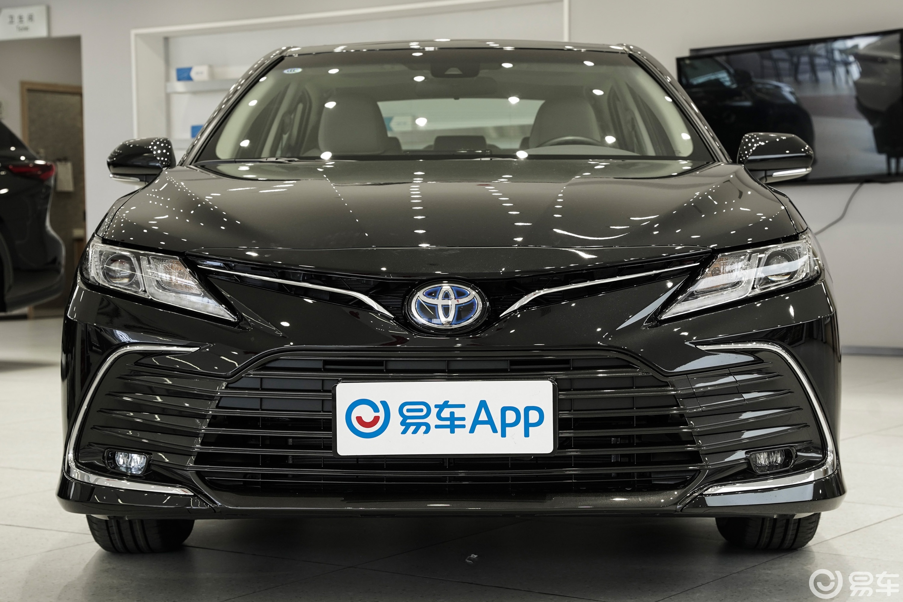 【凯美瑞双擎 2.5HE 精英PLUS版外观细节图片-汽车图片大全】-易车