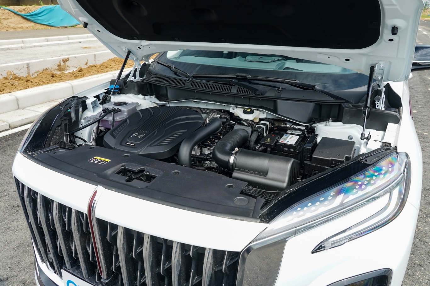 【红旗HS32.0T 自动四驱有为版动力底盘图片-汽车图片大全】-易车