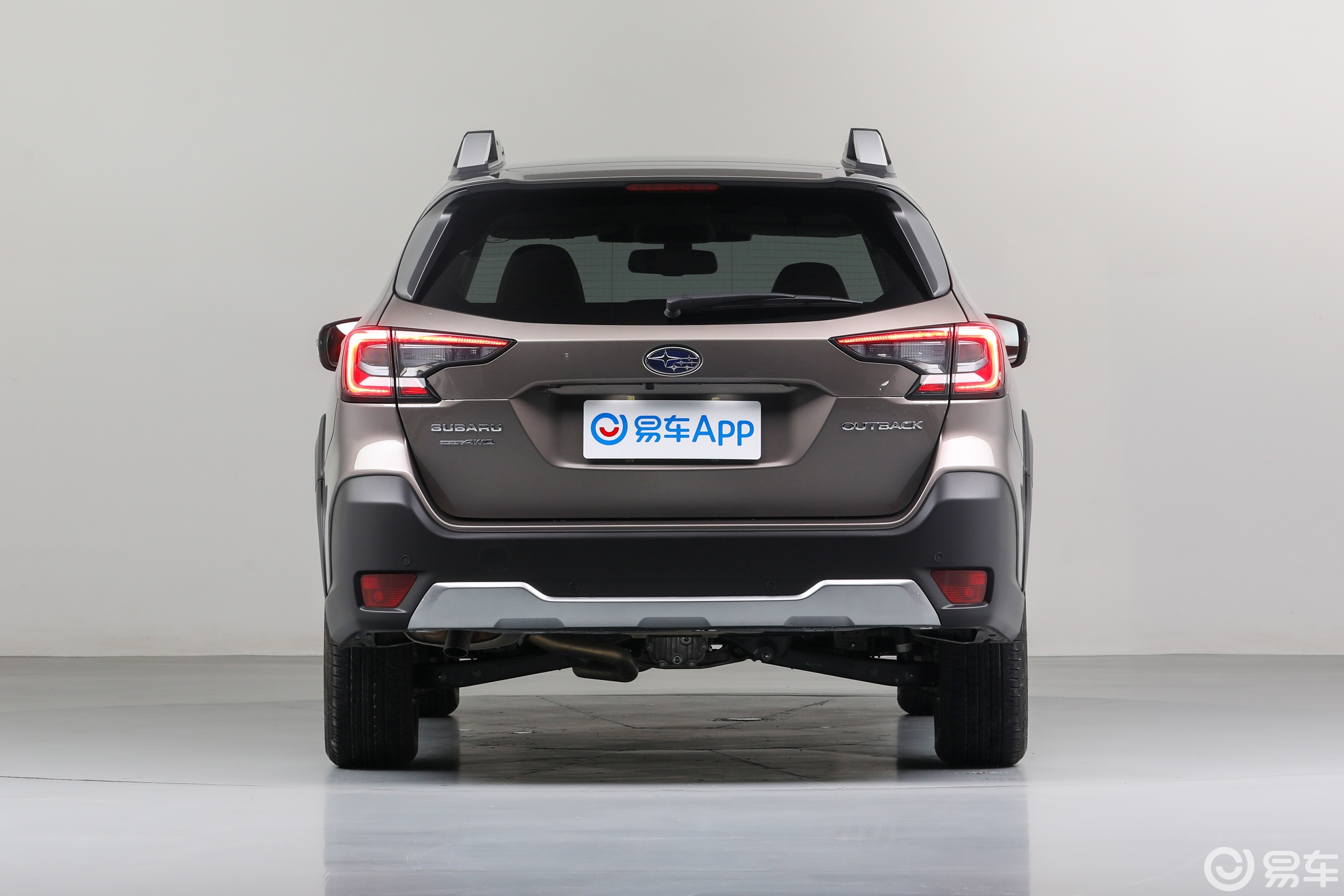 【傲虎2.5i AWD旗舰版EyeSight正后水平图片-汽车图片大全】-易车