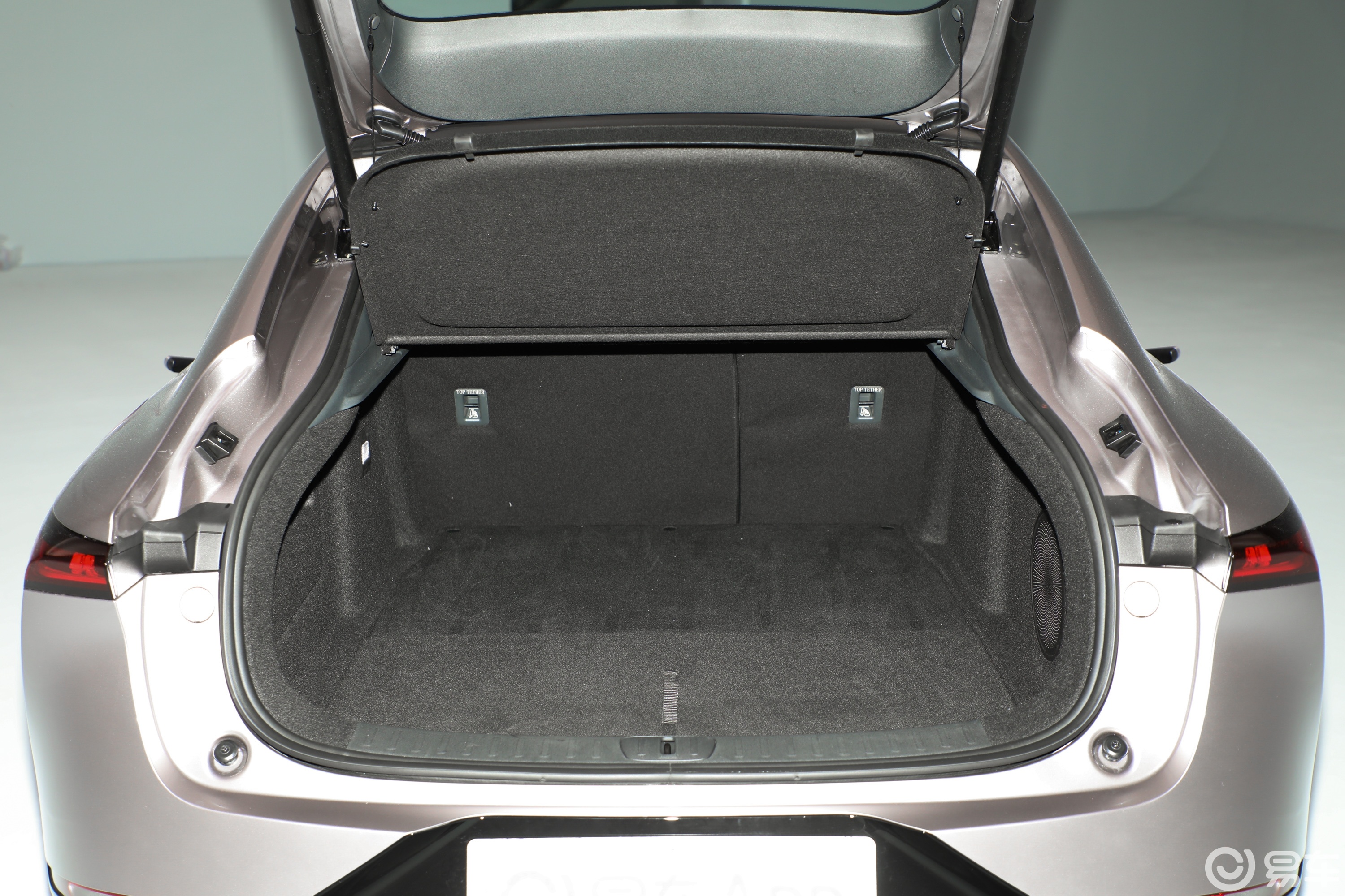 【长安启源A07增程 200km Max后备厢空间特写图片-汽车图片大全】-易车