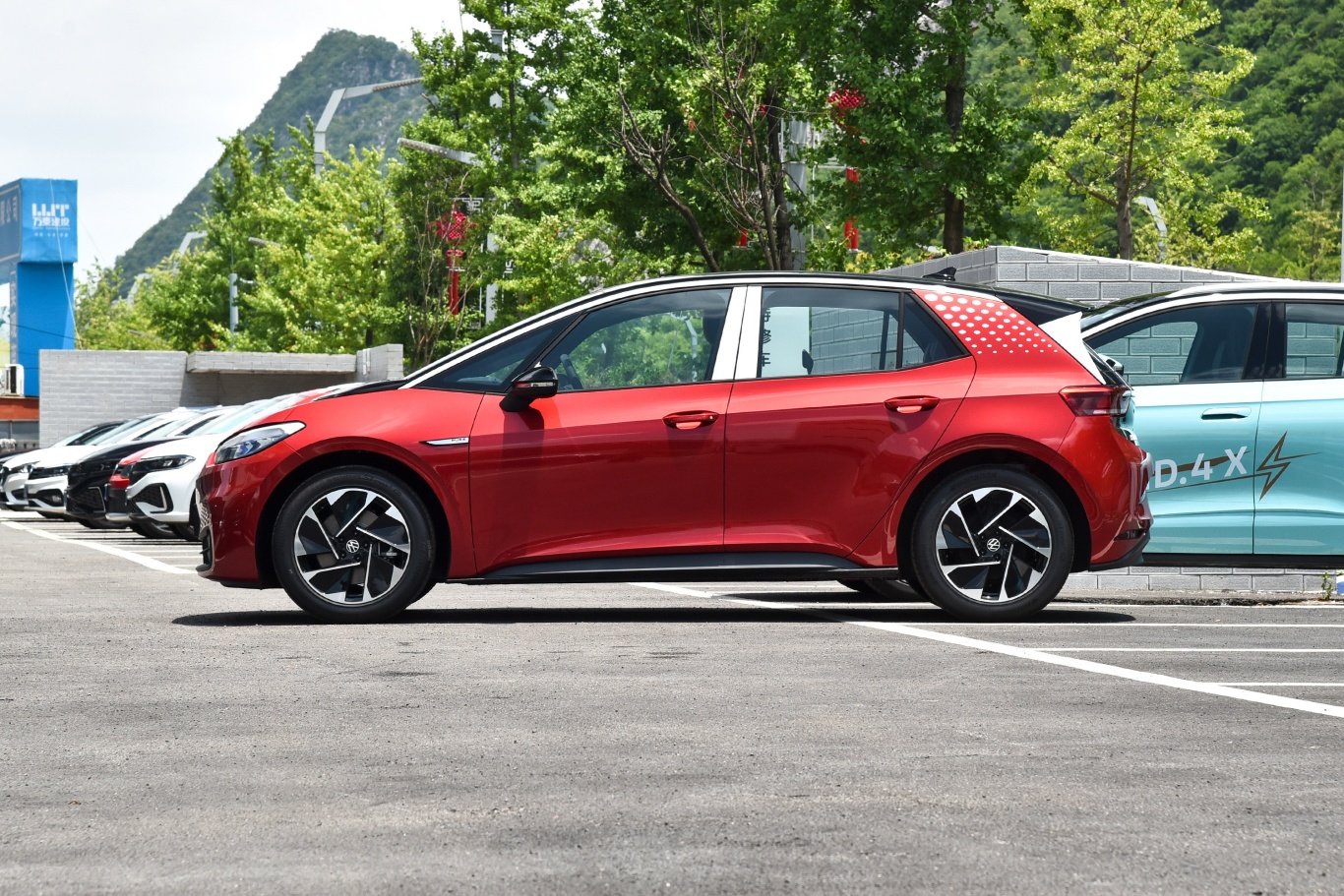 【大众ID.3升级款 450km 纯净智享版正侧车头向左水平图片-汽车图片大全】-易车