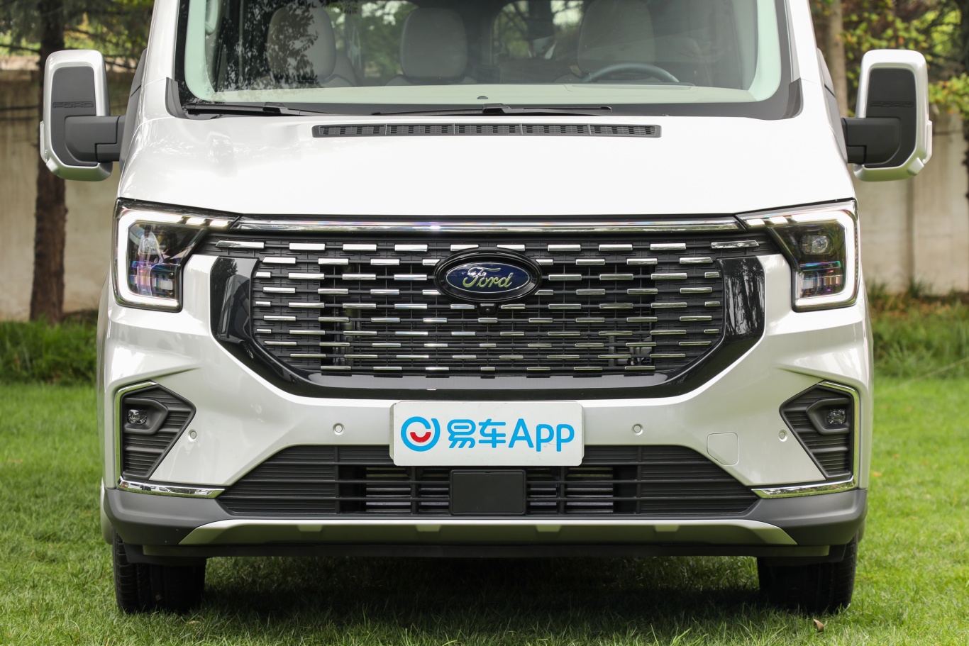 【全顺V363 2.3T 自动顶配版 15座 柴油外观图片-汽车图片大全】-易车