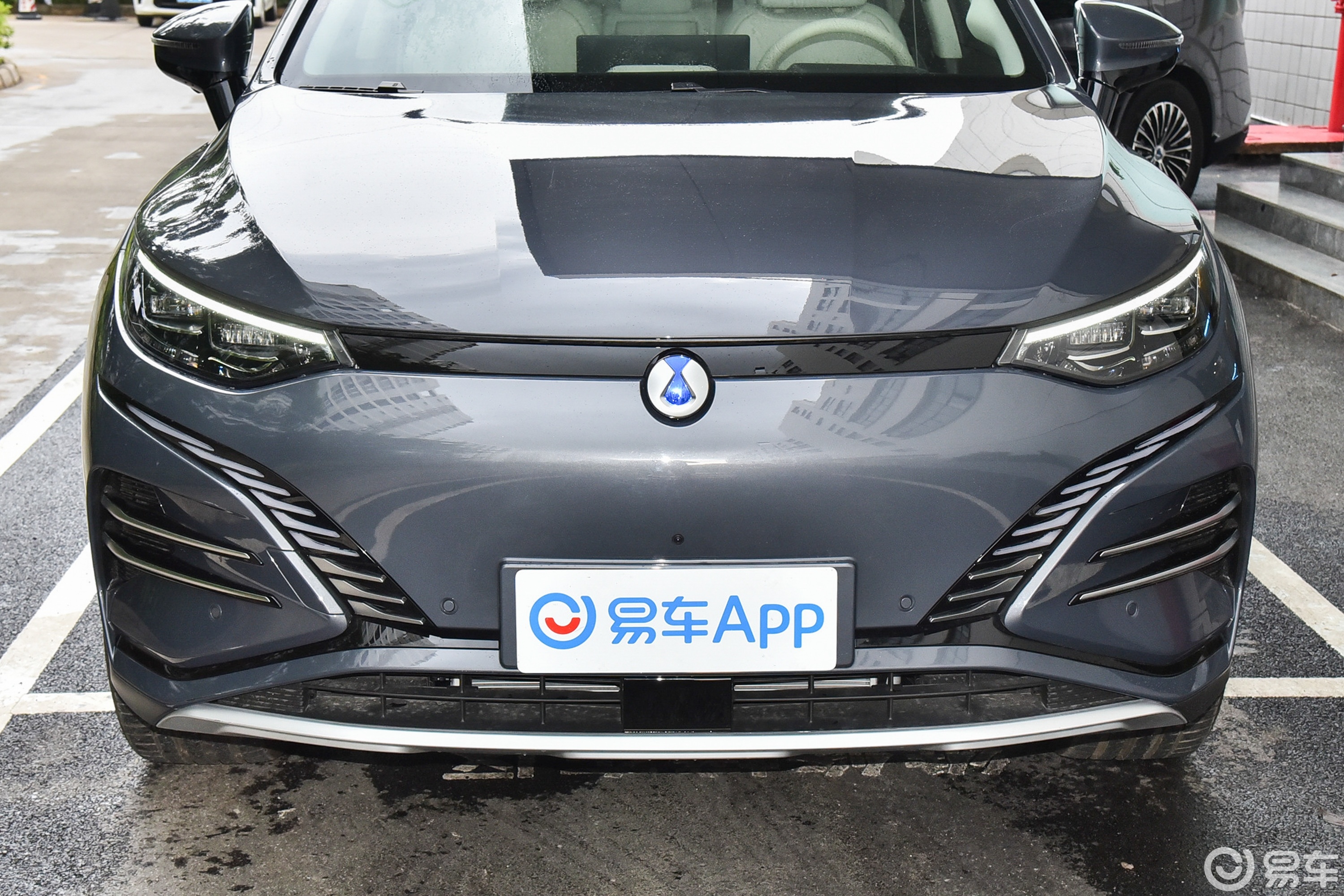 【腾势N8纯电动 640km 四驱顶配版外观细节图片-汽车图片大全】-易车