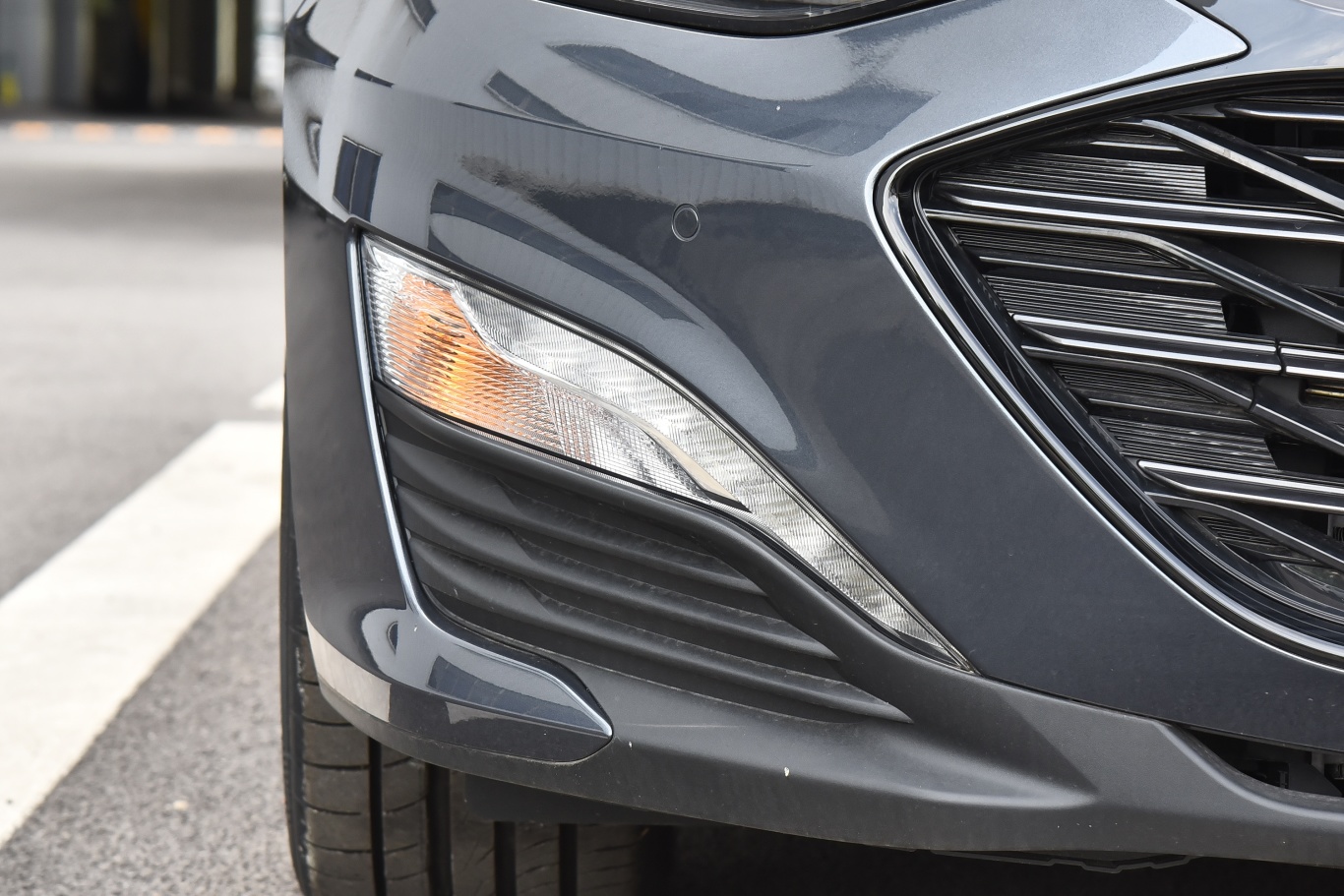 【迈锐宝XLRedline 550T 锐智版外观细节图片-汽车图片大全】-易车