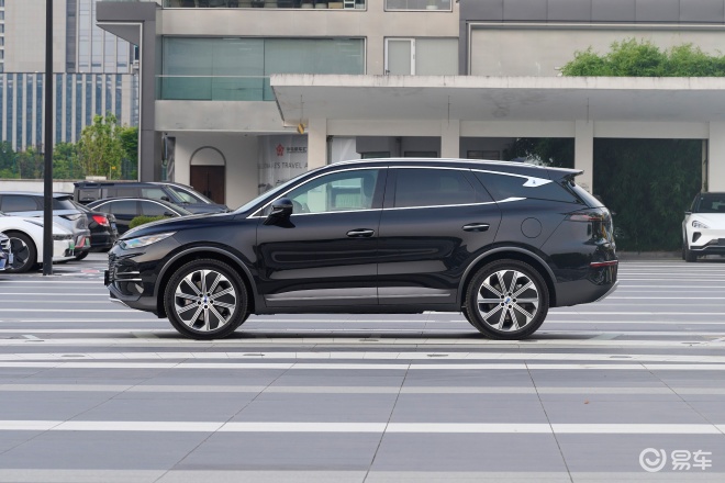 腾势N8开启全国规模交付 售31.98万元起/定位中大型SUV_易车