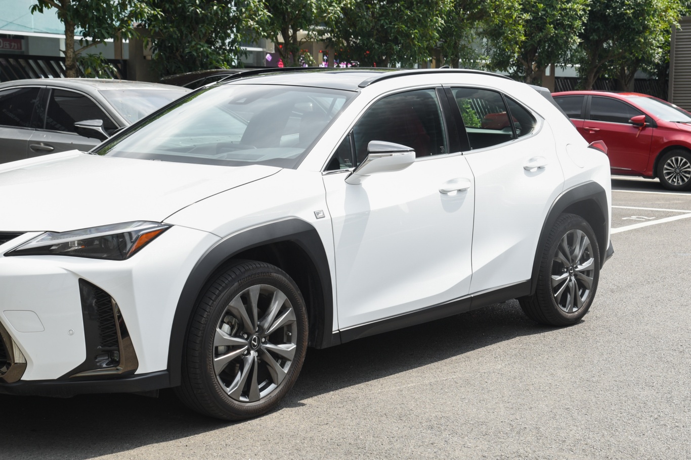 【雷克萨斯UX260h F SPORT版外观细节图片-汽车图片大全】-易车