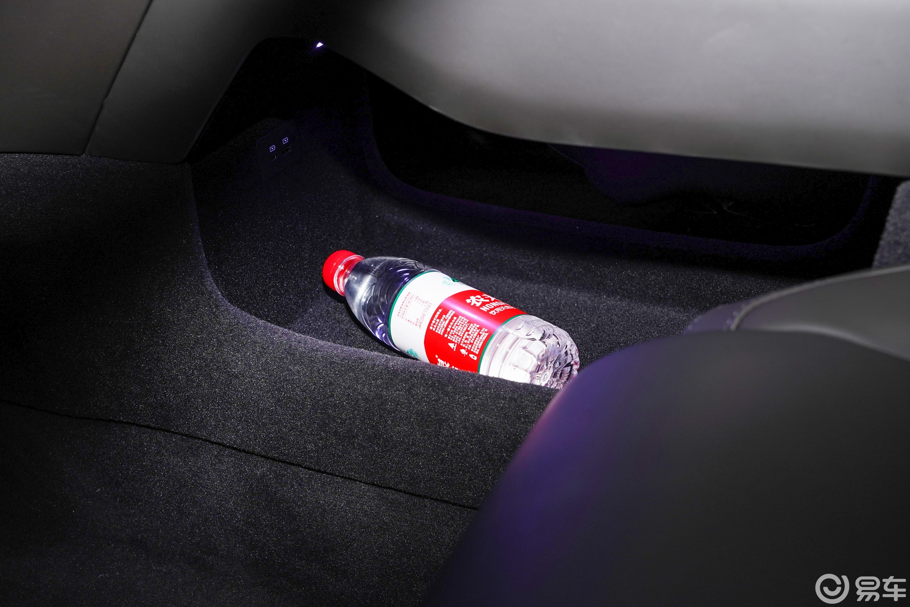 【极石011.5T 235km 全能版 7座中控图片-汽车图片大全】-易车