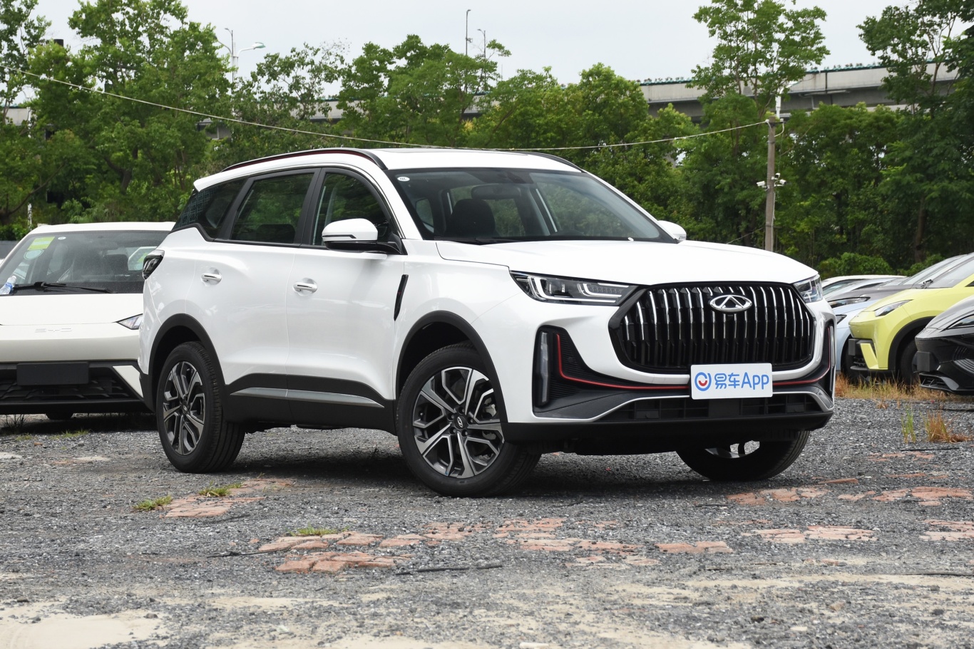 【瑞虎7 PLUS冠军版 1.5T CVT豪华型侧前45度车头向右水平图片-汽车图片大全】-易车