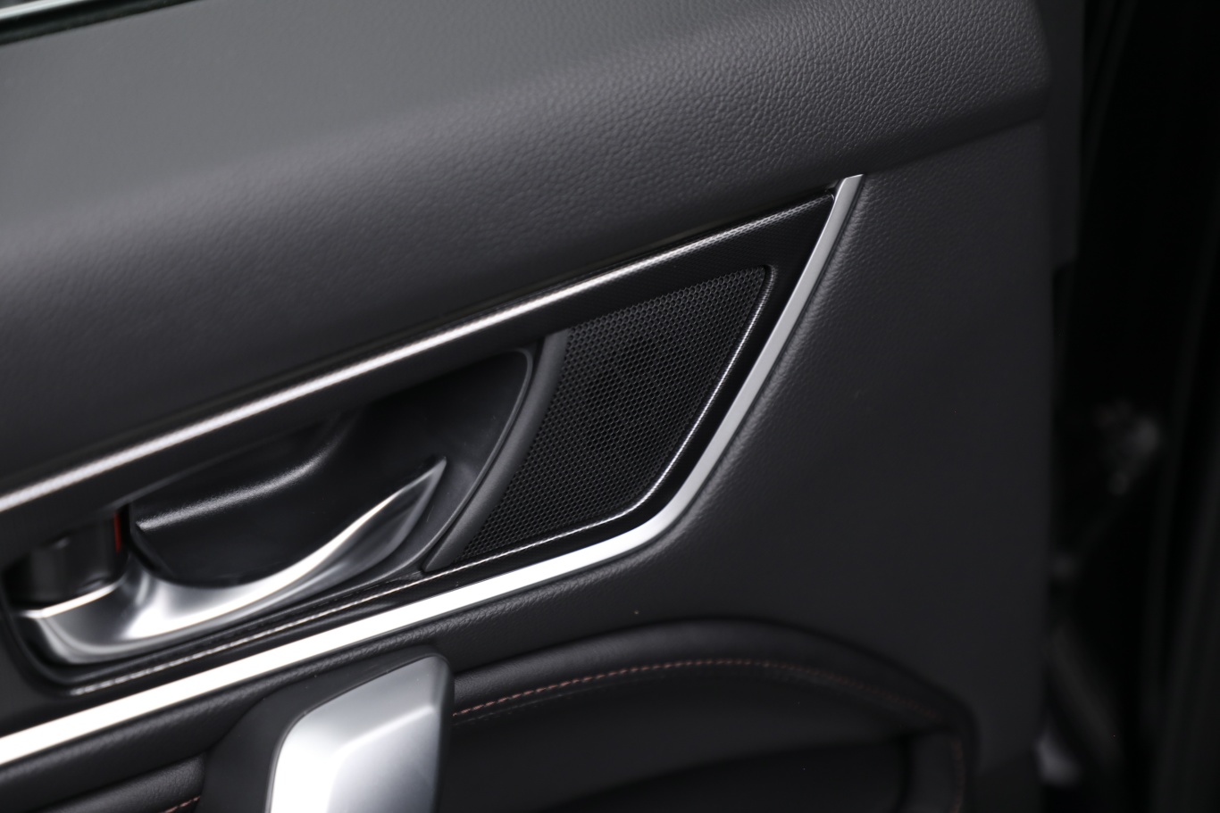 【冠道370TURBO 自动四驱幻夜尊享版后排功能图片-汽车图片大全】-易车