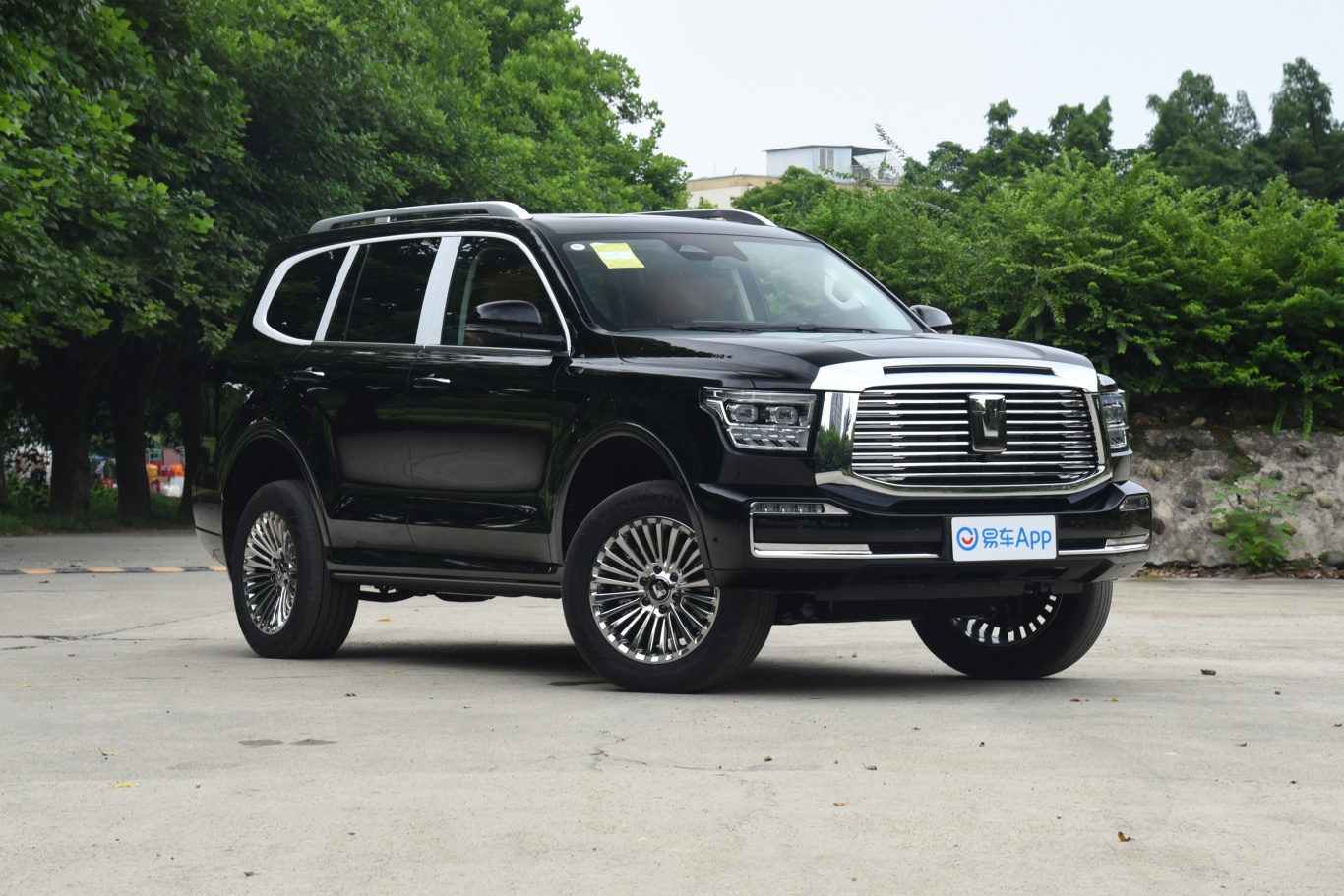 【坦克500新能源2.0T Hi4-T侧前45度车头向右水平图片-汽车图片大全】-易车