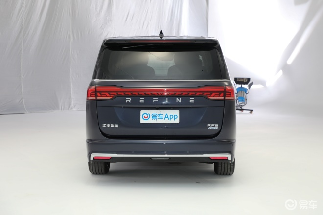 2023广州车展：江淮瑞风RF8预售16.99万元起_易车