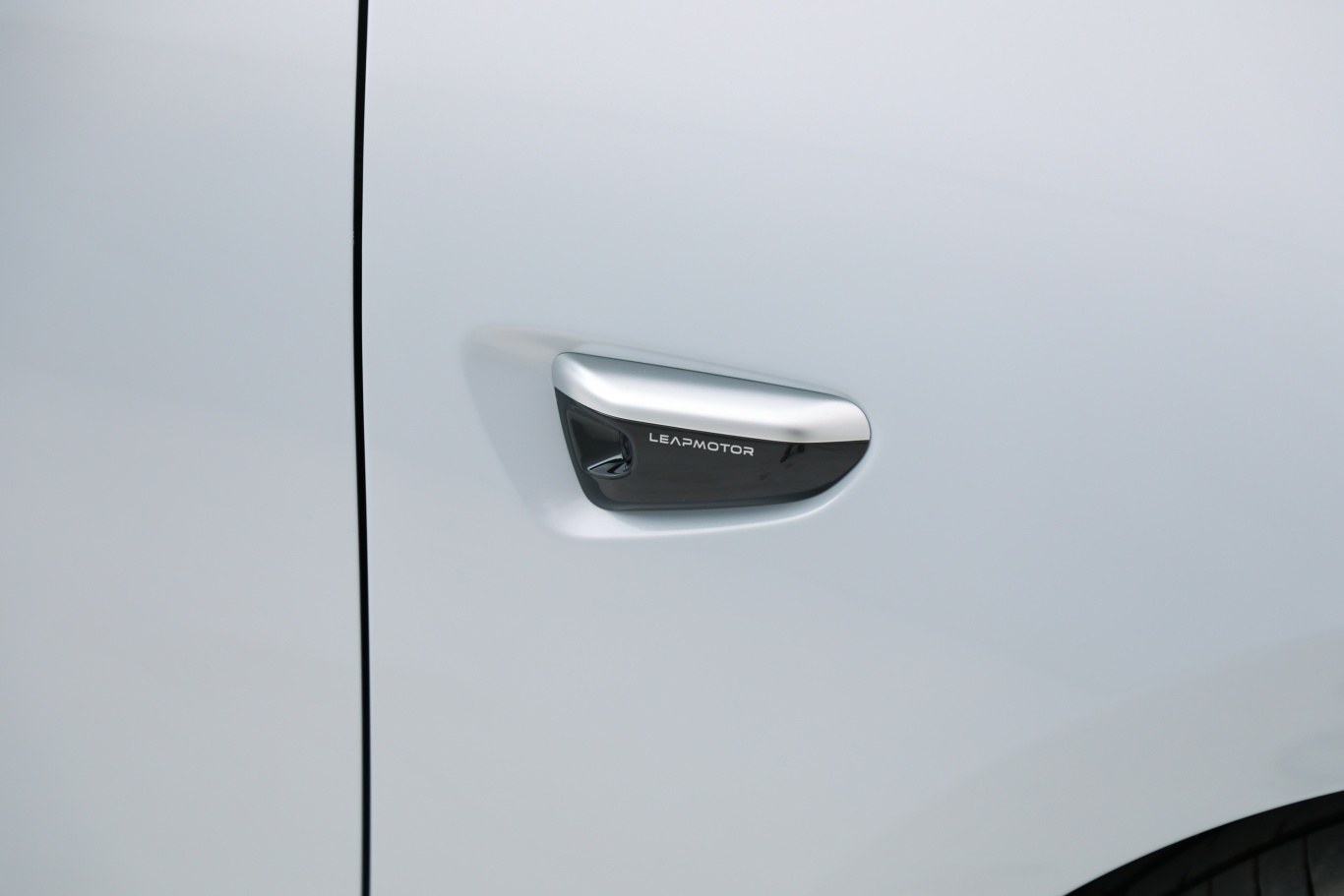 【零跑C01增程版 1.5L 316km 智享版外观细节图片-汽车图片大全】-易车