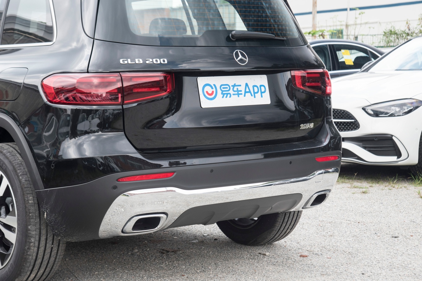 【奔驰GLBGLB 200 动感型 5座车尾特写图片-汽车图片大全】-易车