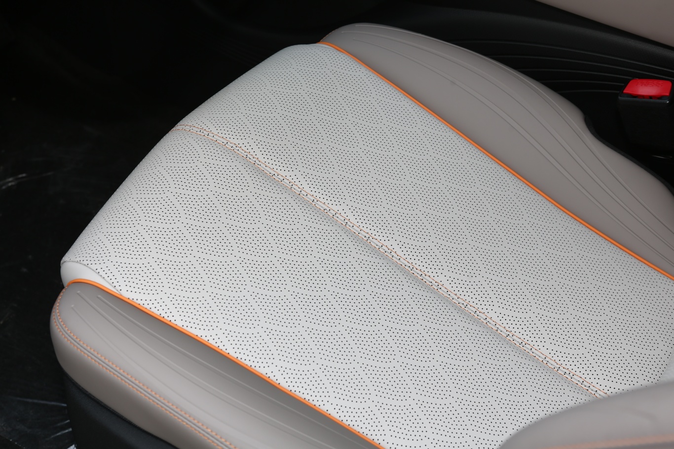 【元PLUS冠军版 430km 领先型主驾驶位图片-汽车图片大全】-易车