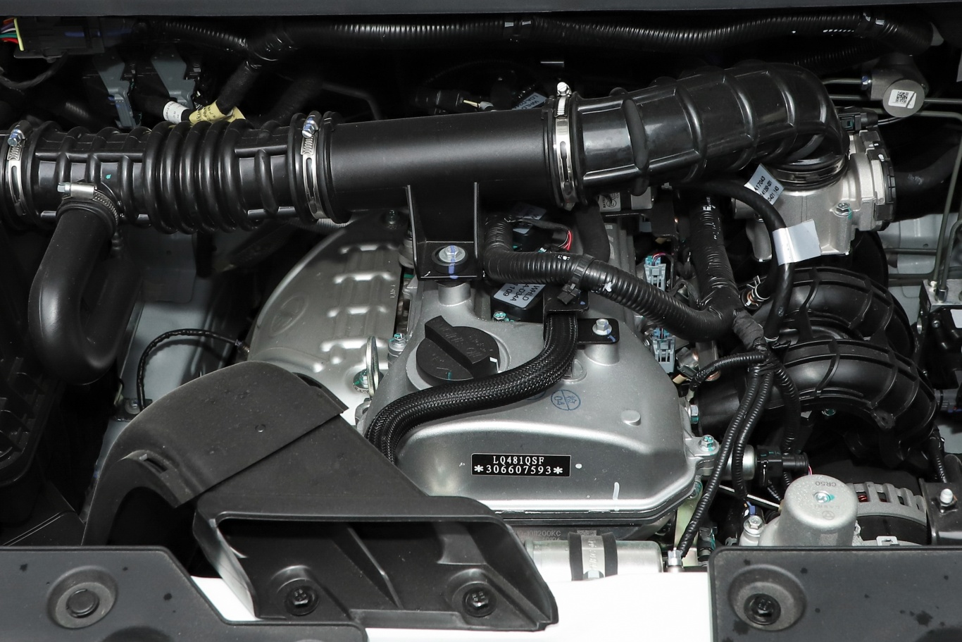 【锐胜王牌M72.0L 手动长轴创享版 7座 CNG发动机/电机特写图片-汽车图片大全】-易车