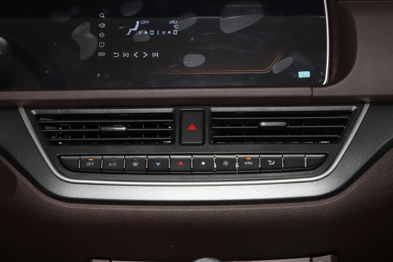 【锐胜王牌M72.0L 手动长轴创享版 7座 CNG中控图片-汽车图片大全】-易车