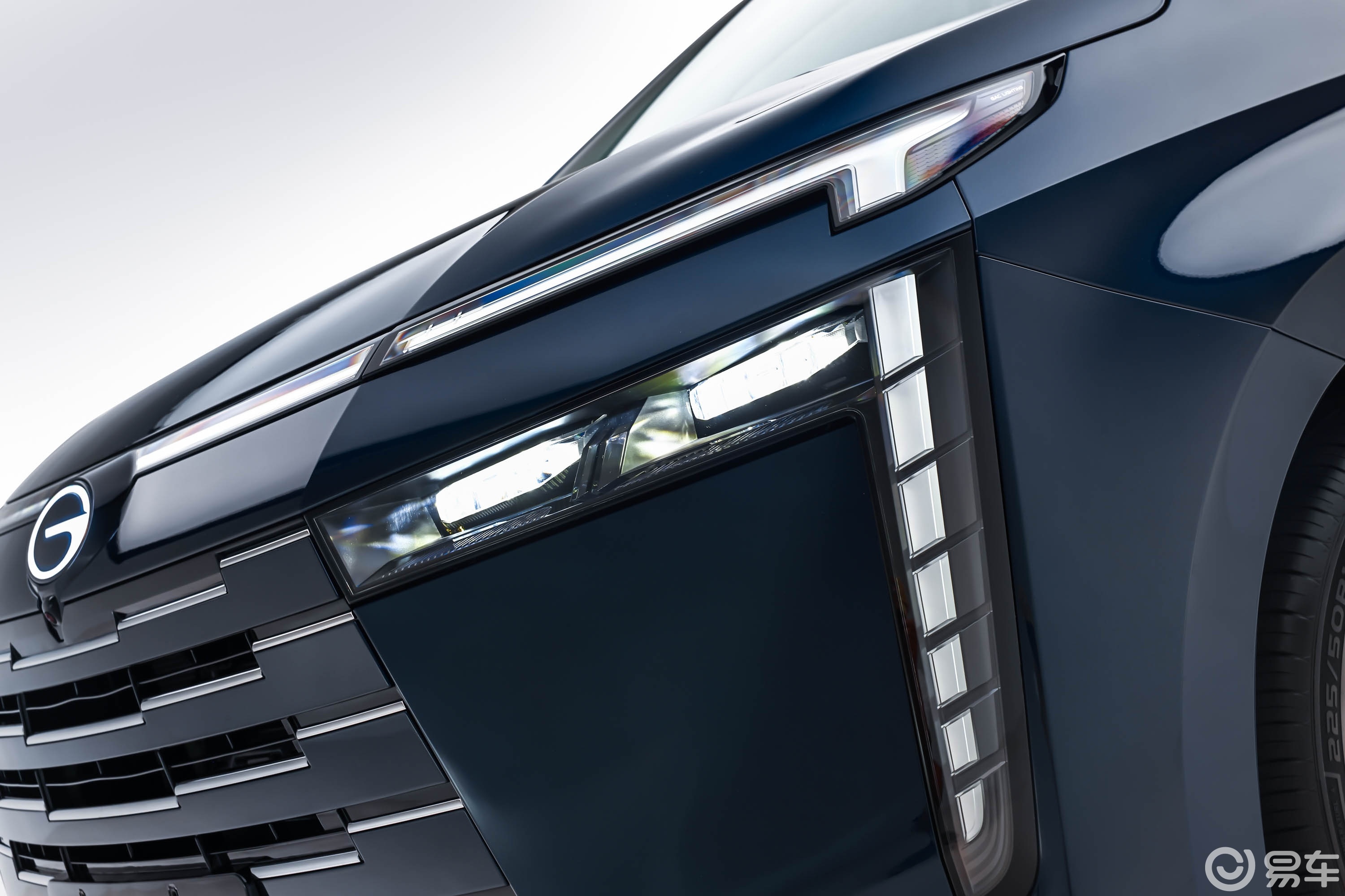 【传祺E8图片-汽车图片大全】-易车