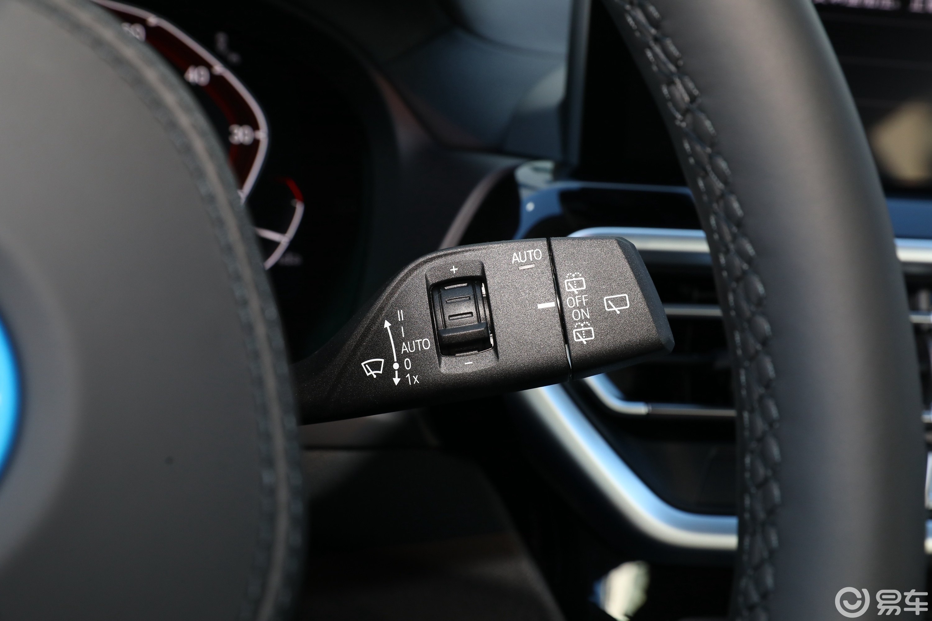 【宝马iX3改款 550km 领先型主驾驶位图片-汽车图片大全】-易车