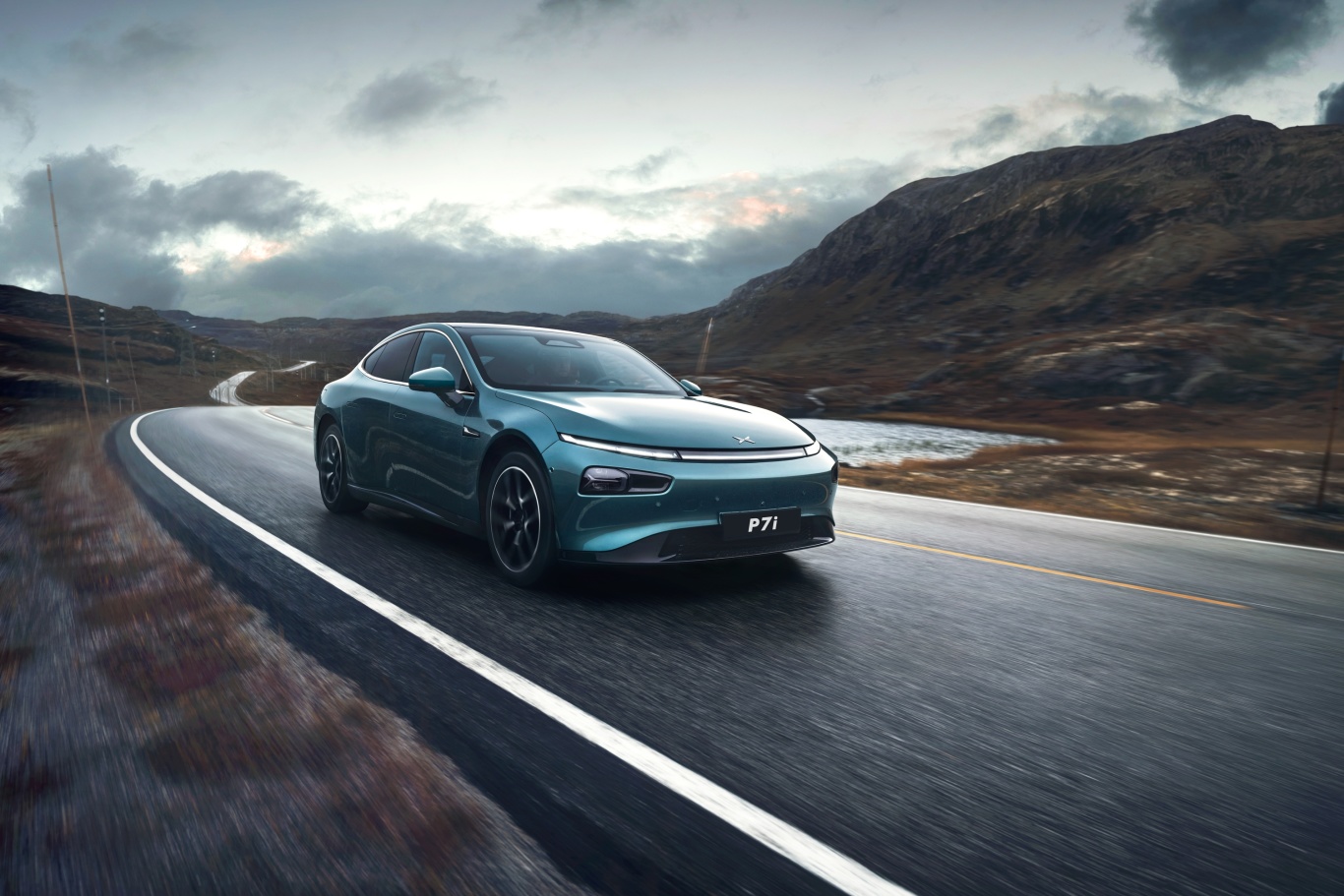 【小鹏P7P7i 550 后驱Max图片-汽车图片大全】-易车