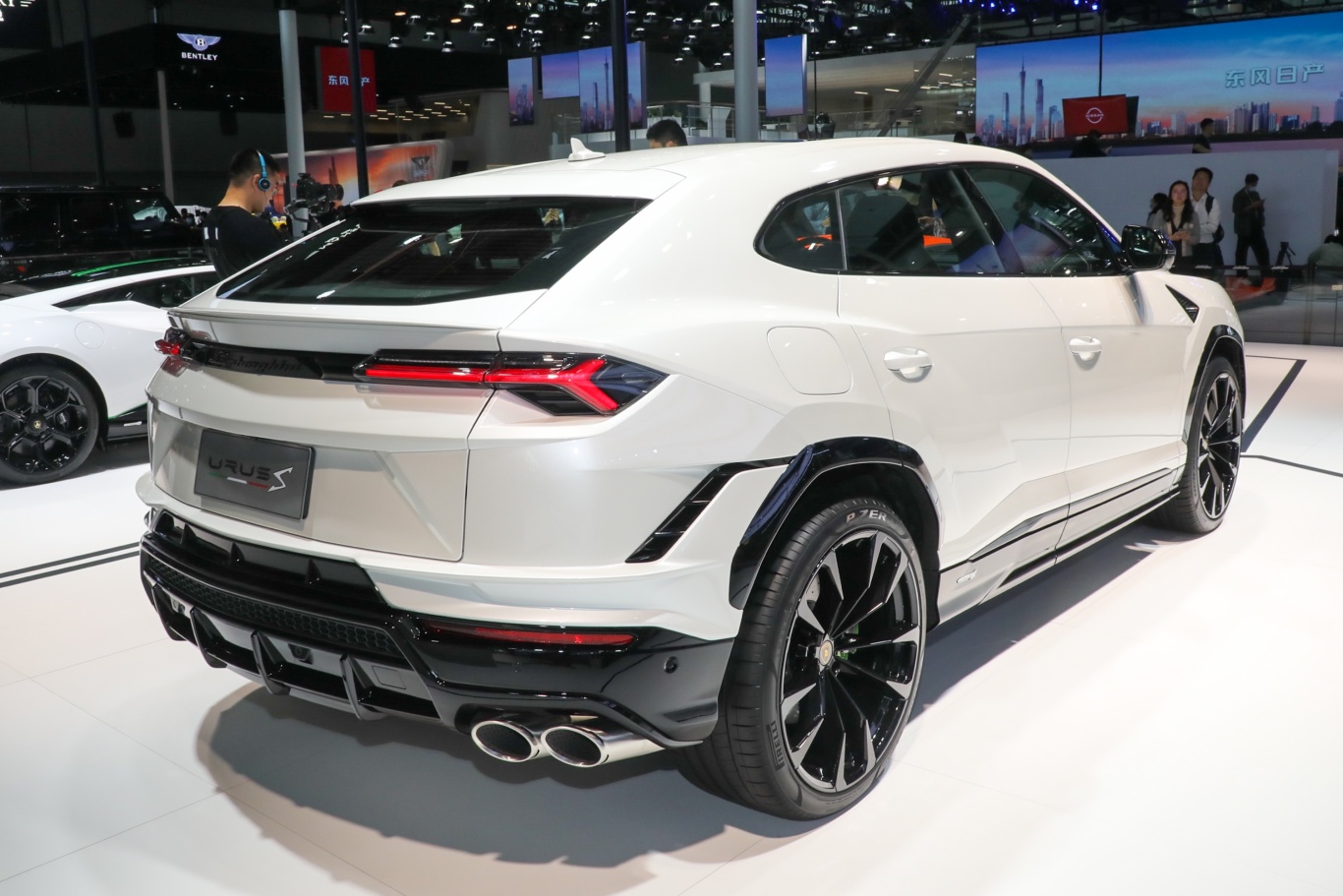 【Urus4.0T V8 S外观图片-汽车图片大全】-易车