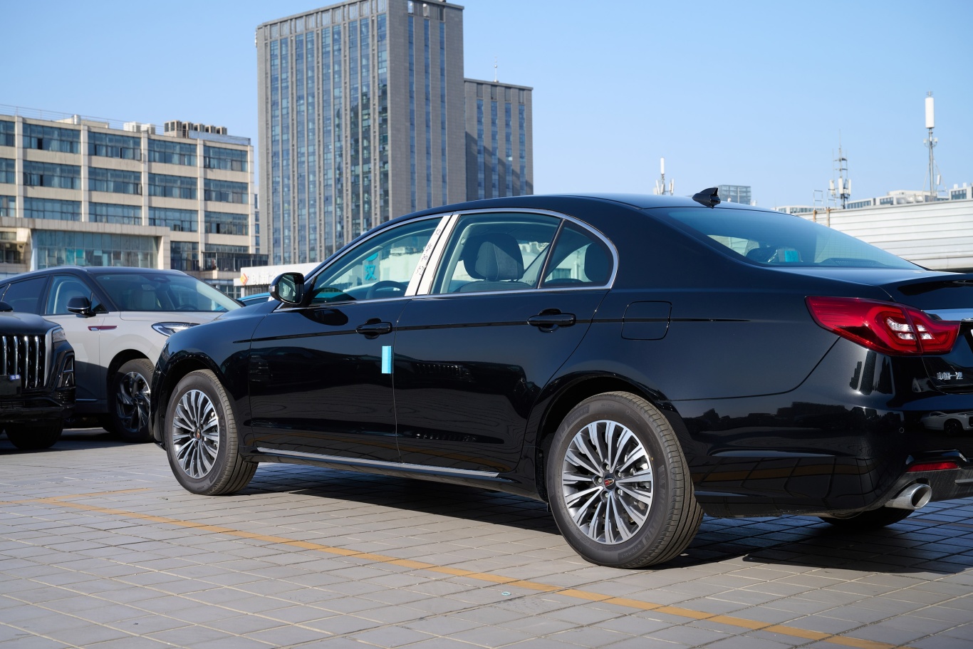 【红旗H71.8T 公务版外观细节图片-汽车图片大全】-易车