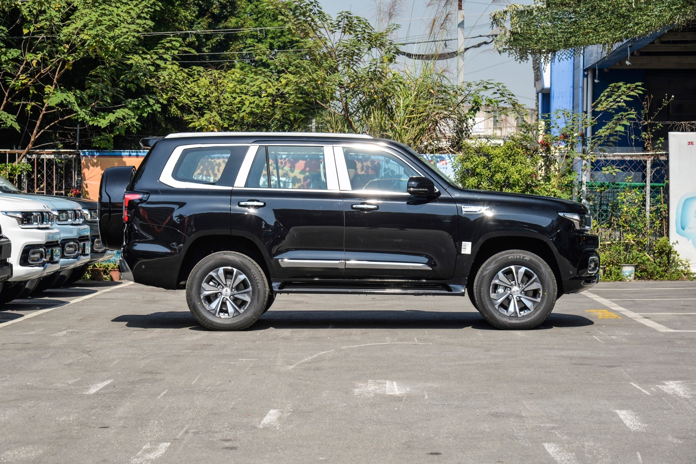 【北京越野BJ602.0T 千里版 7座 柴油正侧车头向右水平图片-汽车图片大全】-易车