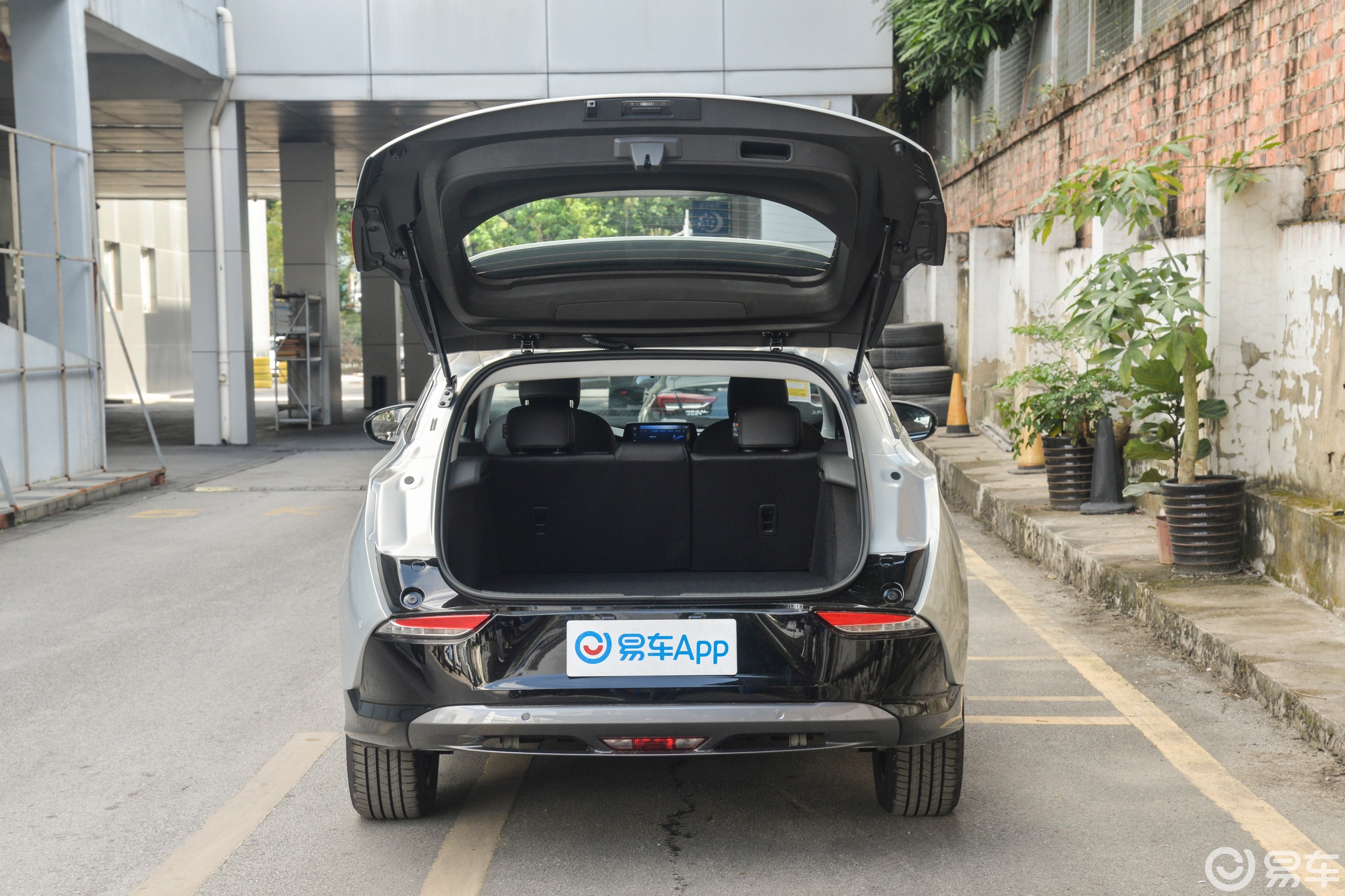 【微蓝VELITE 6 纯电动430km 越享版后备厢图片-汽车图片大全】-易车