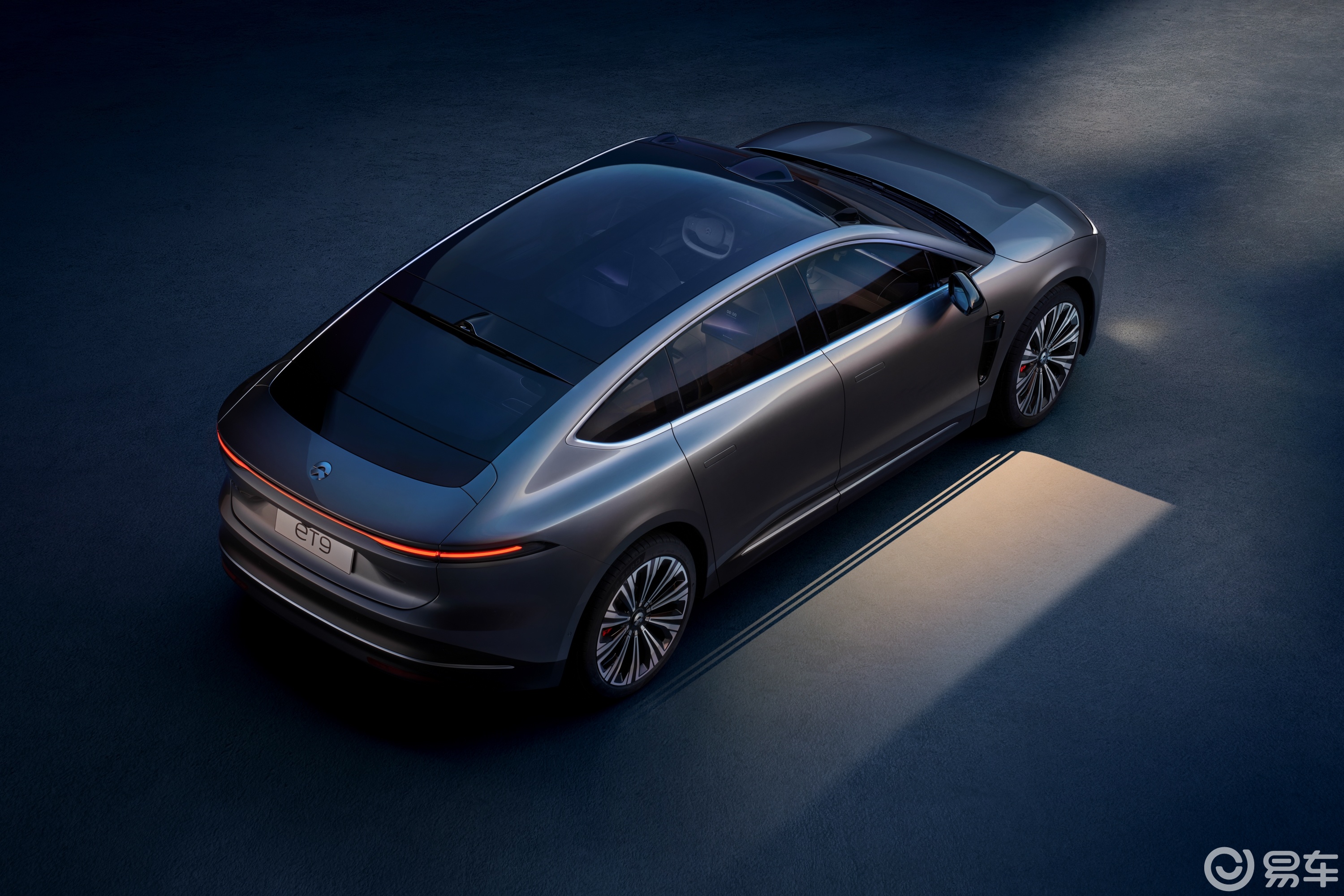【蔚来ET9图片-汽车图片大全】-易车