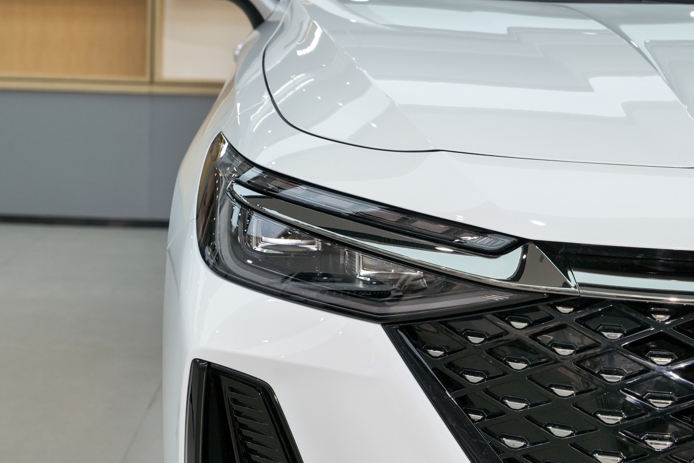 【风云A81.5T 127km 驭风版外观灯组图片-汽车图片大全】-易车