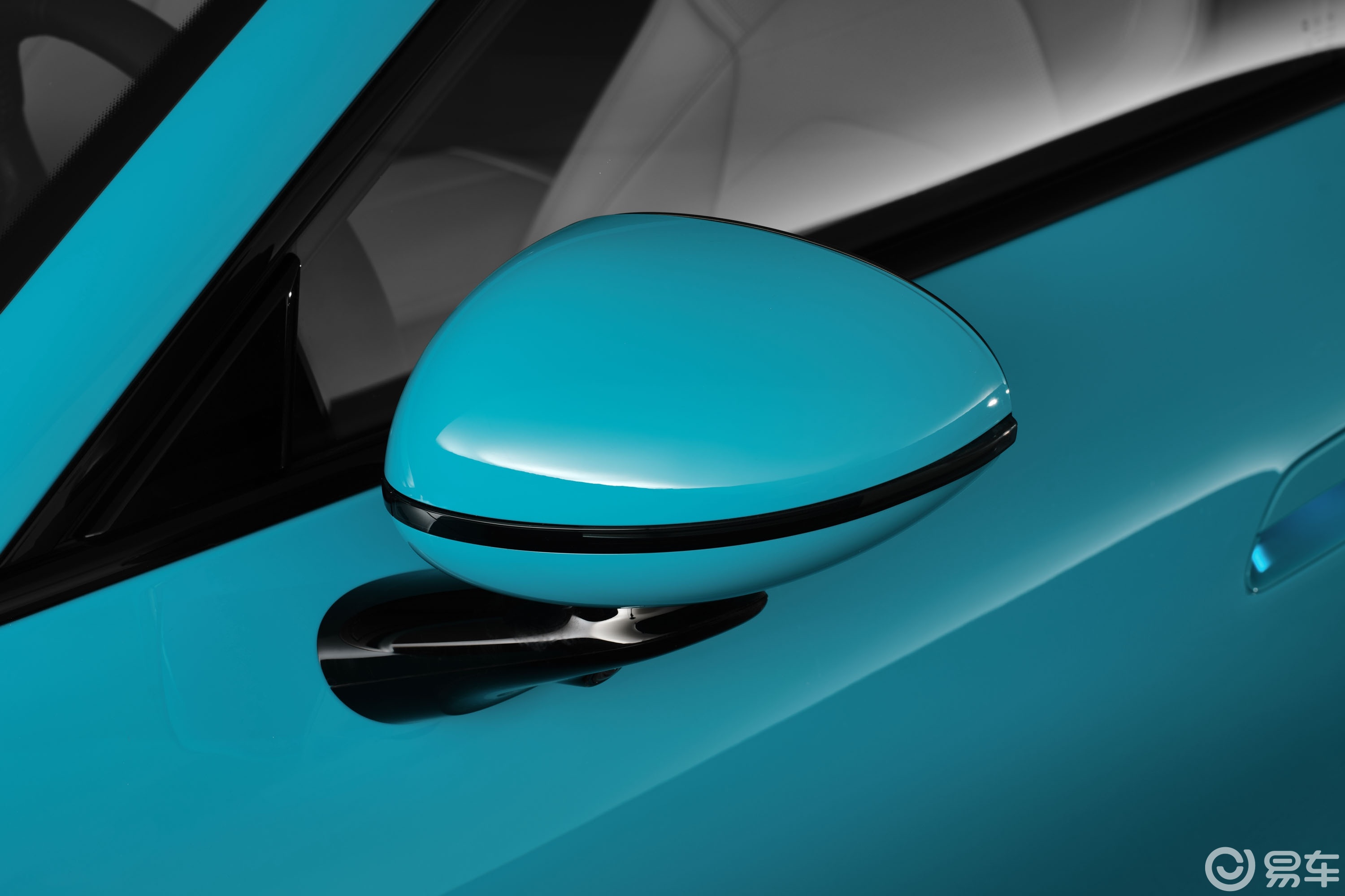 【小米SU7图片-汽车图片大全】-易车