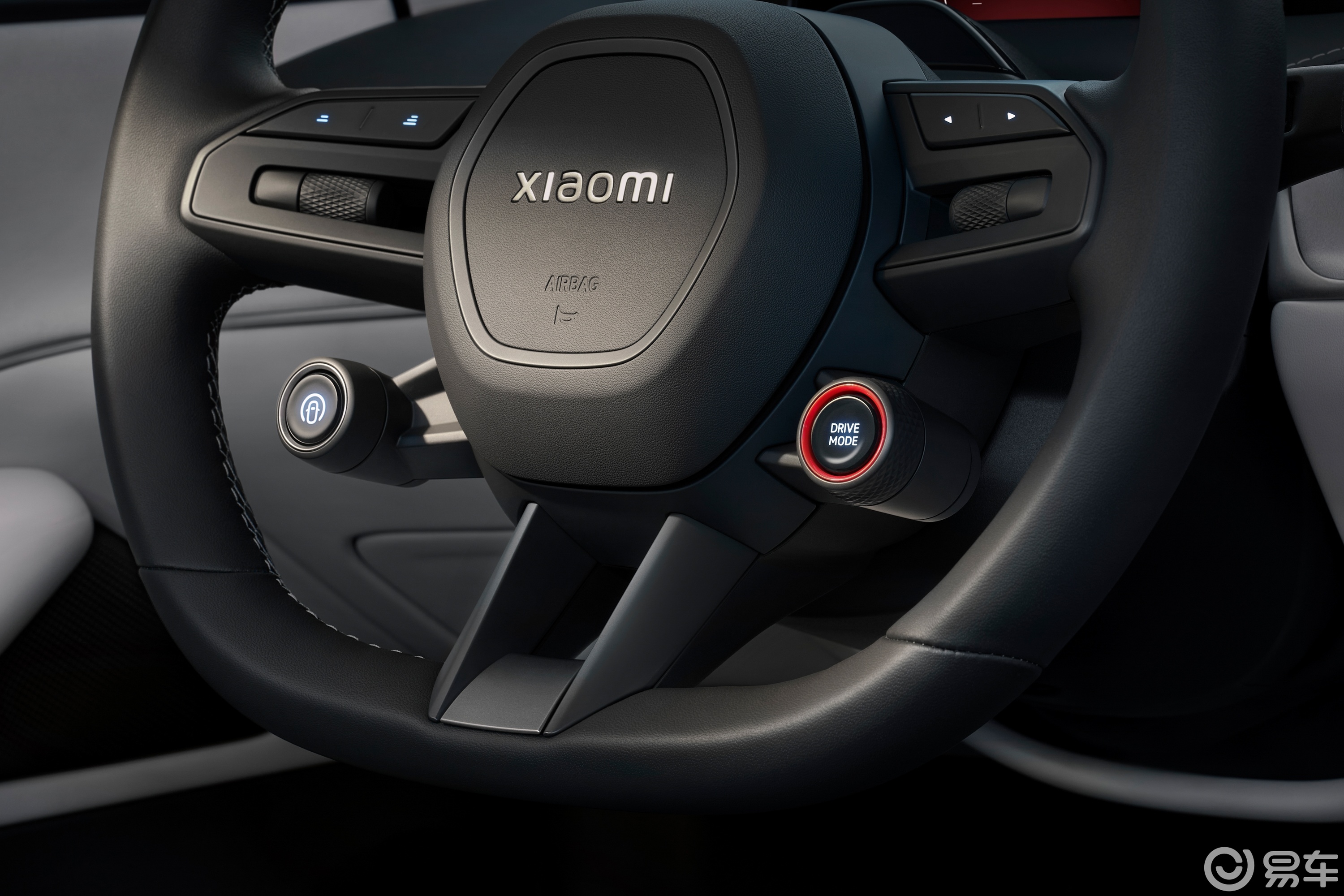 【小米SU7图片-汽车图片大全】-易车