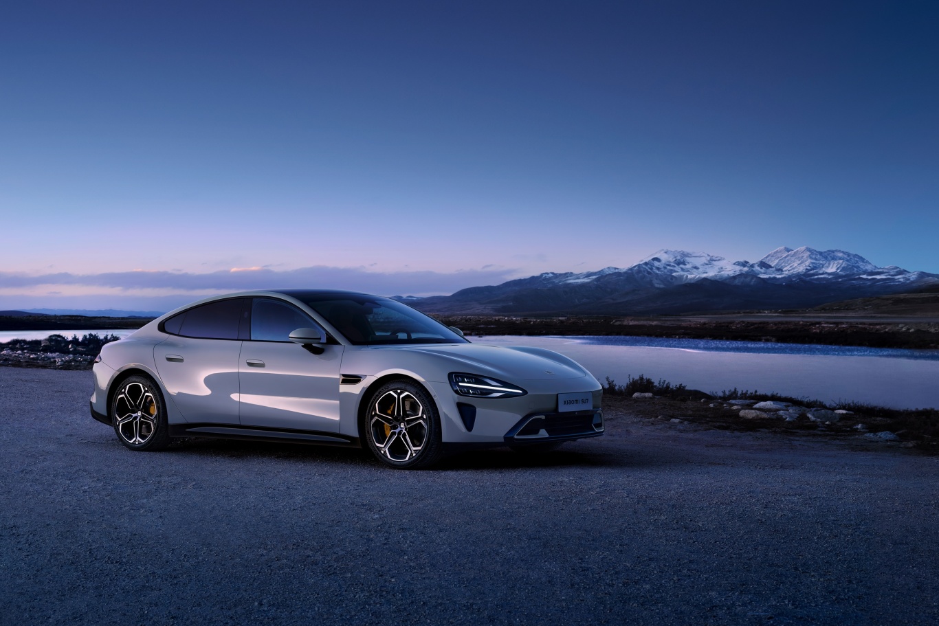 【小米SU7图片-汽车图片大全】-易车