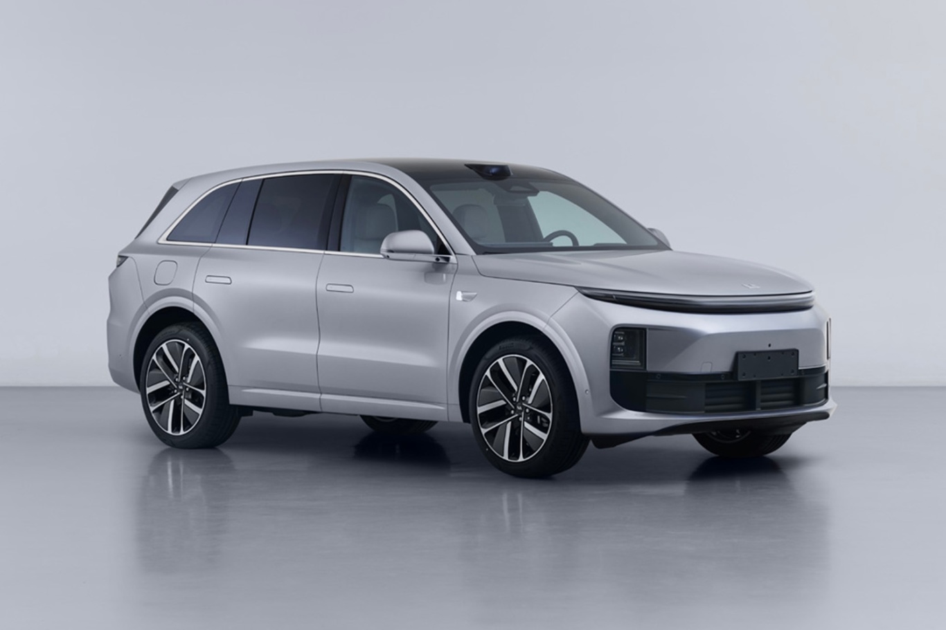 【理想L6图片-汽车图片大全】-易车