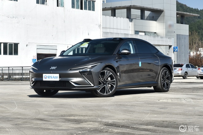 2024款智己L7正式上市 售价29.99-41.99万元_易车