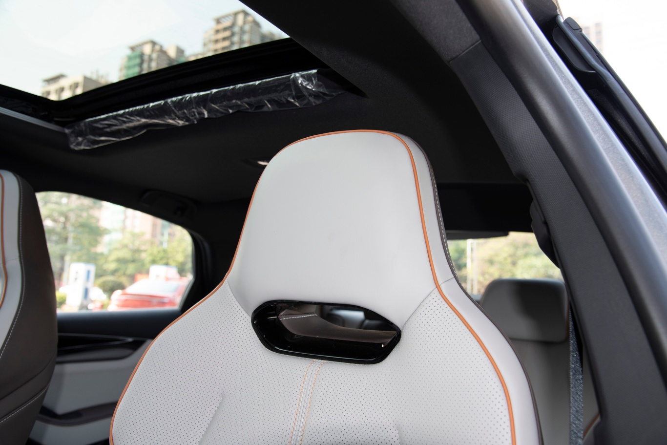 【秦PLUS新能源EV 荣耀版 510km 超越型主驾驶位图片-汽车图片大全】-易车