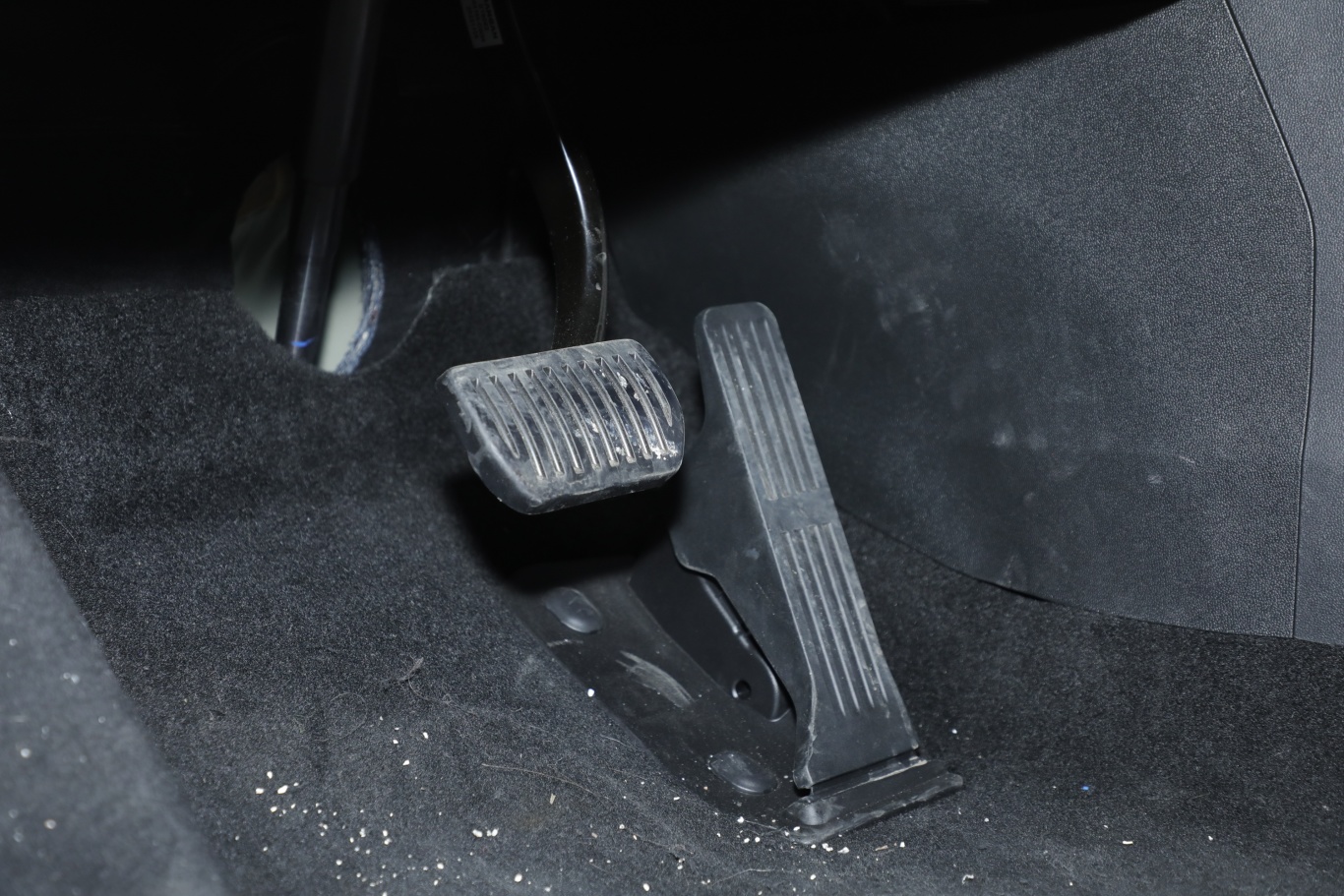 【长安UNI-Z新能源蓝鲸智电iDD 1.5L 125km 卓越型脚踏板图片-汽车图片大全】-易车