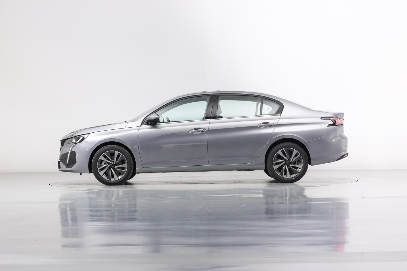 【标致408龘龘款 360THP 拉图版正侧车头向左水平图片-汽车图片大全】-易车