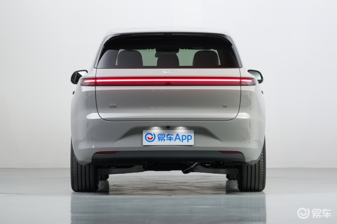理想L6上市72小时累计定单突破10000台 售24.98万元起_易车