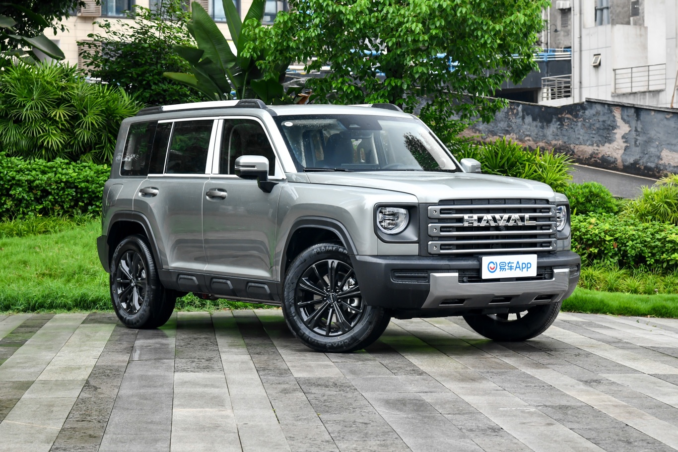 【哈弗猛龙PHEV1.5T Hi4 145km Pro侧前45度车头向右水平图片-汽车图片大全】-易车