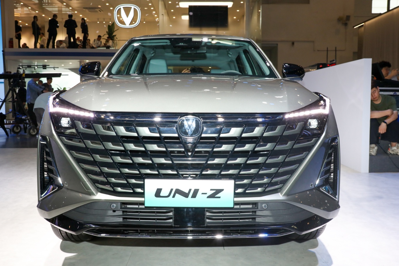 【长安UNI-Z新能源图片-汽车图片大全】-易车