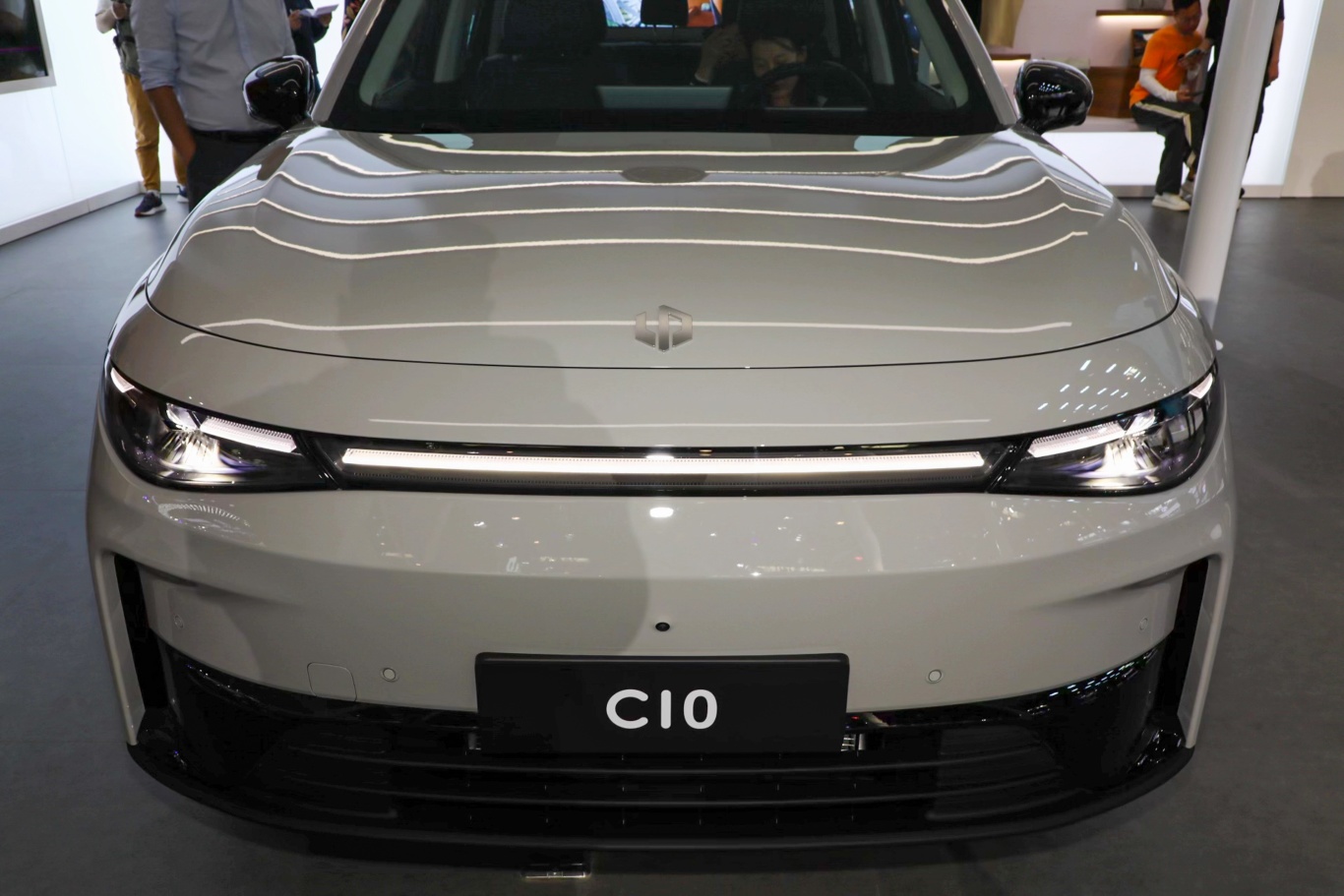 【零跑C10纯电版 530km 530智驾版图片-汽车图片大全】-易车