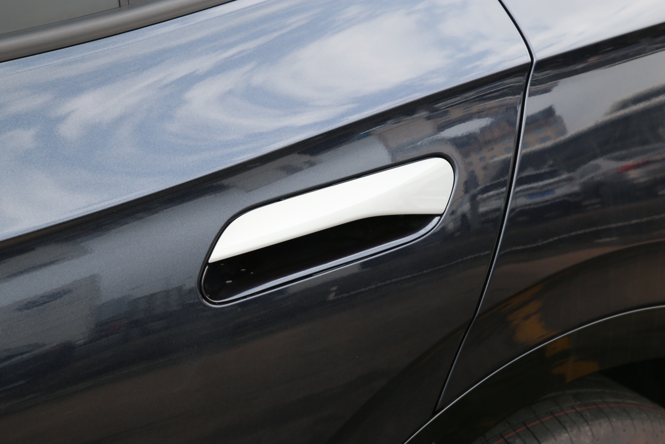 【ID.4 CROZZ改款 600km 后驱PRO版驾驶员侧后门把手图片-汽车图片大全】-易车