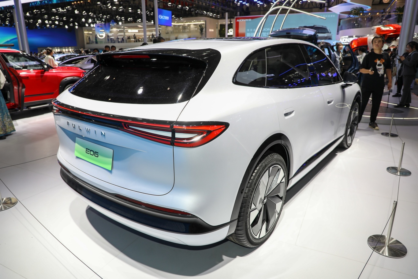 【风云E06高配版外观图片-汽车图片大全】-易车